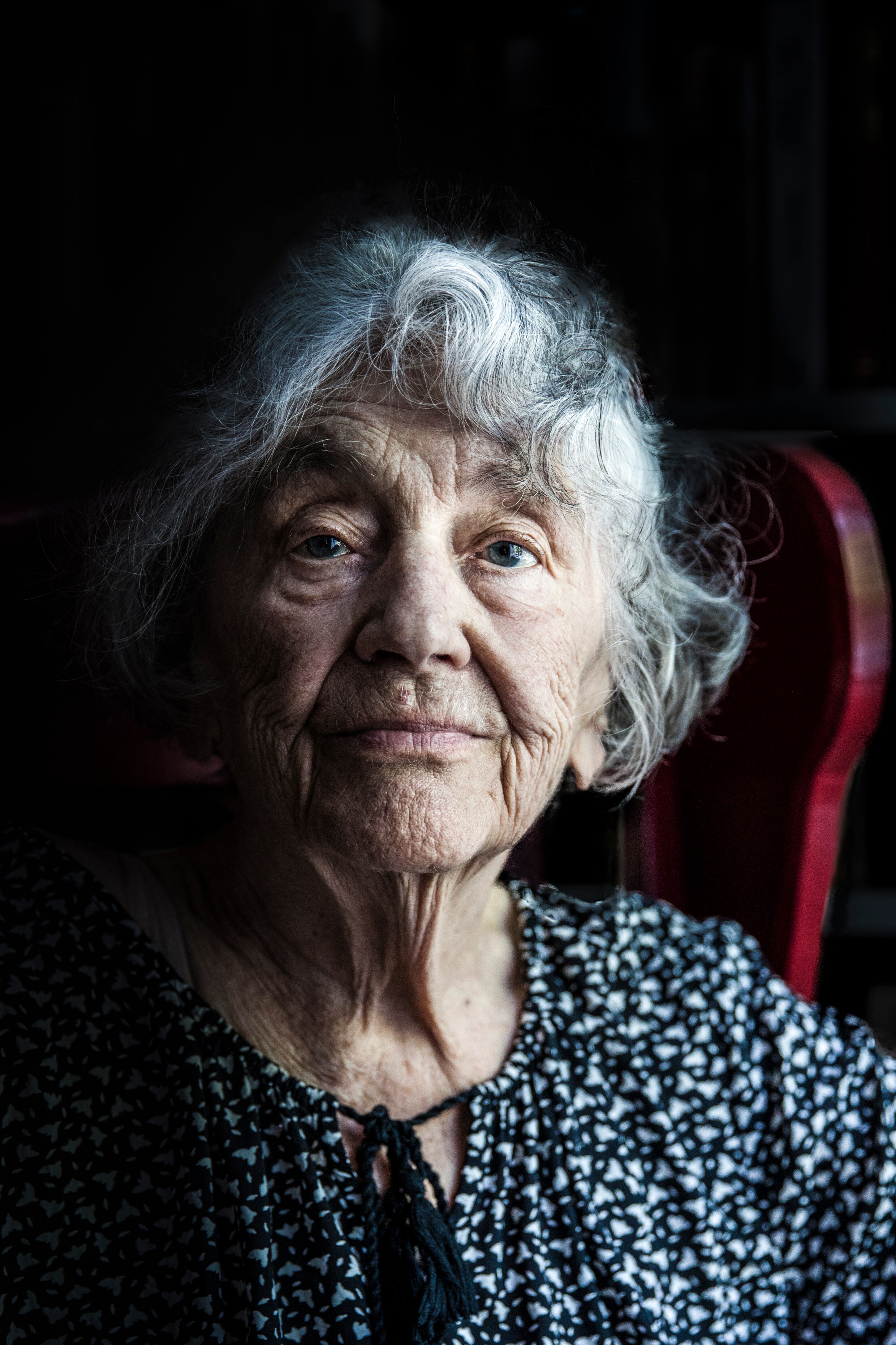 Zonder opsmuk laat Lida Winiewicz een oude boerin aan het woord ...