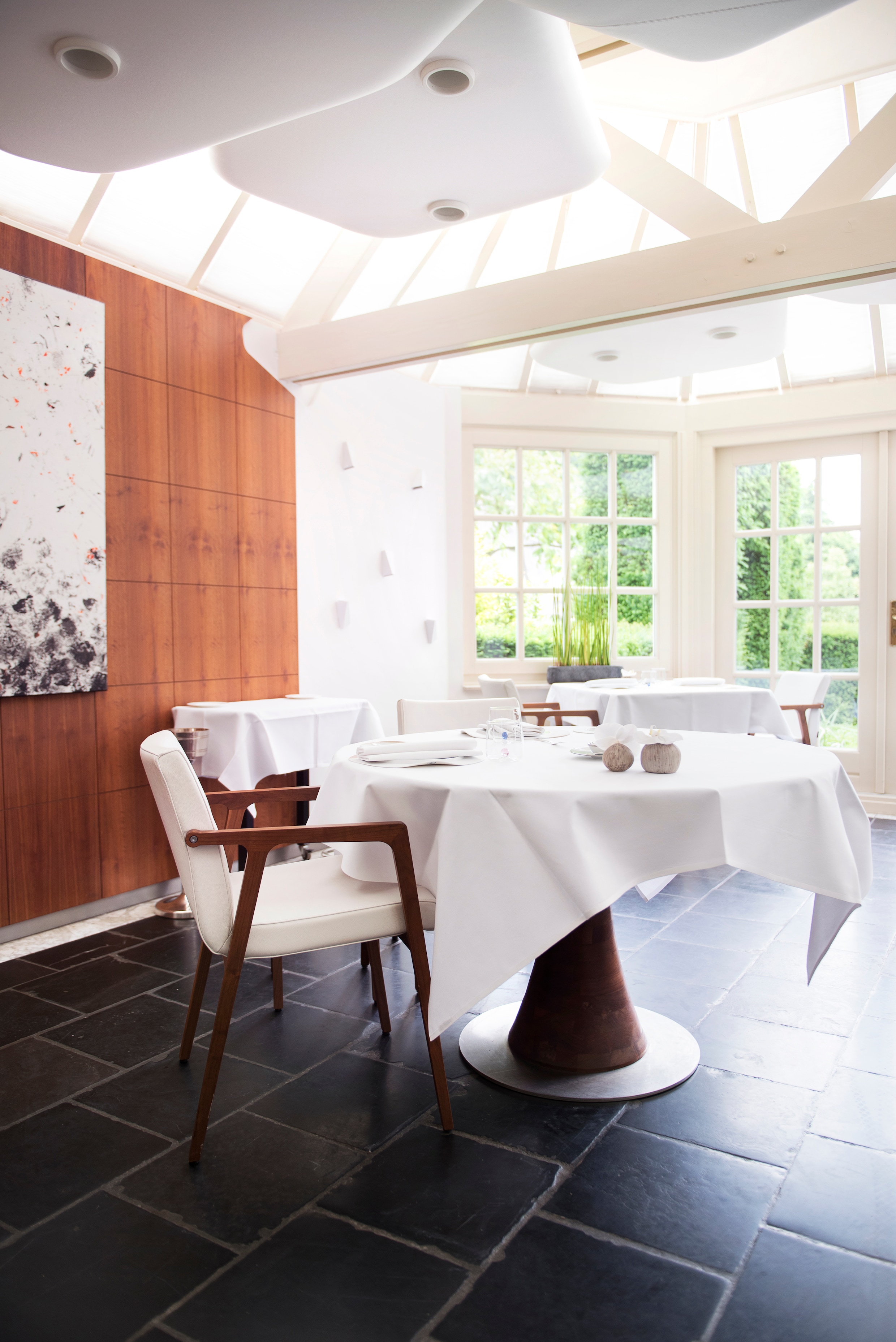 Subliem minimalisme op het bord in sterrenrestaurant Inter Scaldes | de ...