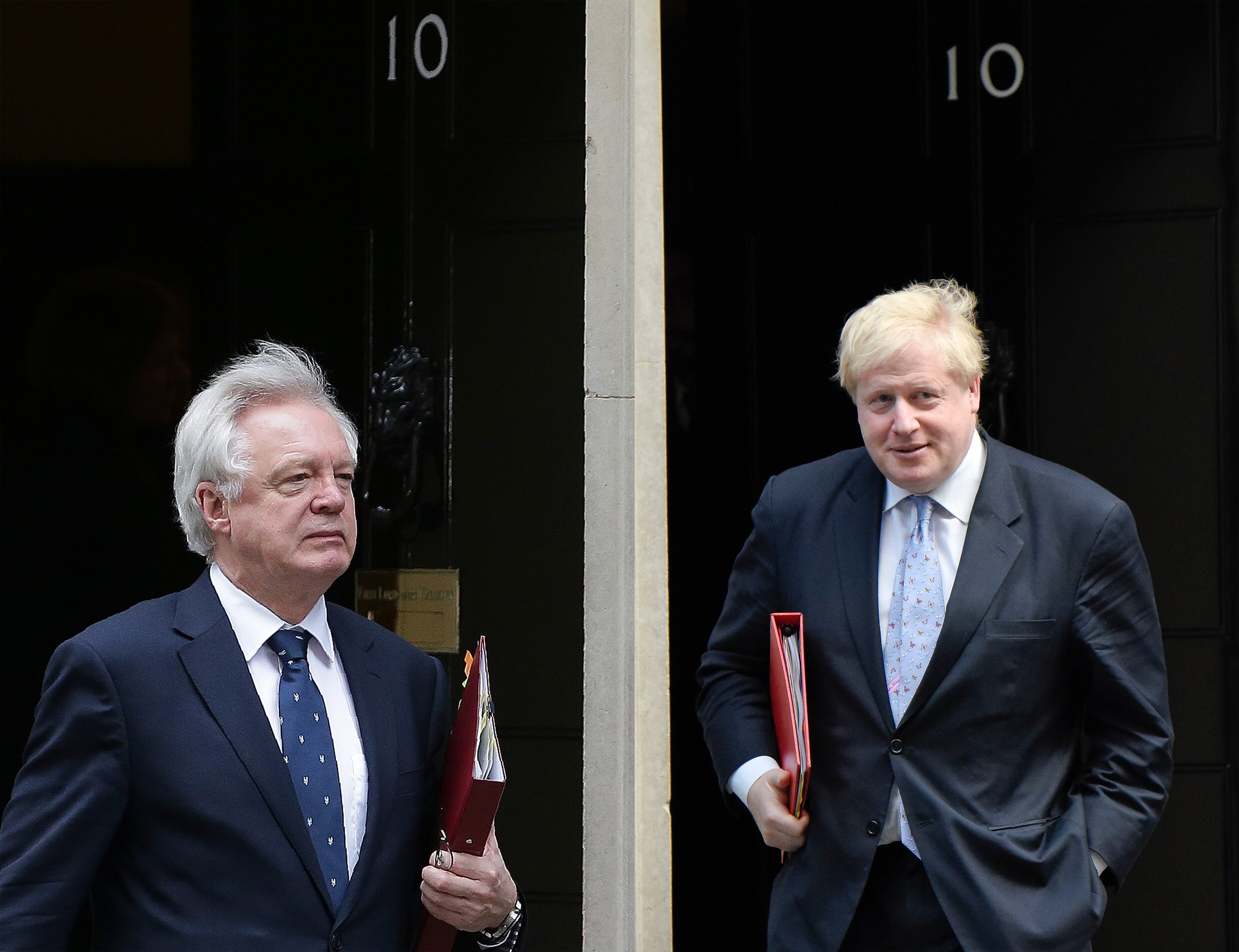 Davis en Johnson verlaten Downing Street: wie zijn de twee Brexiteers ...