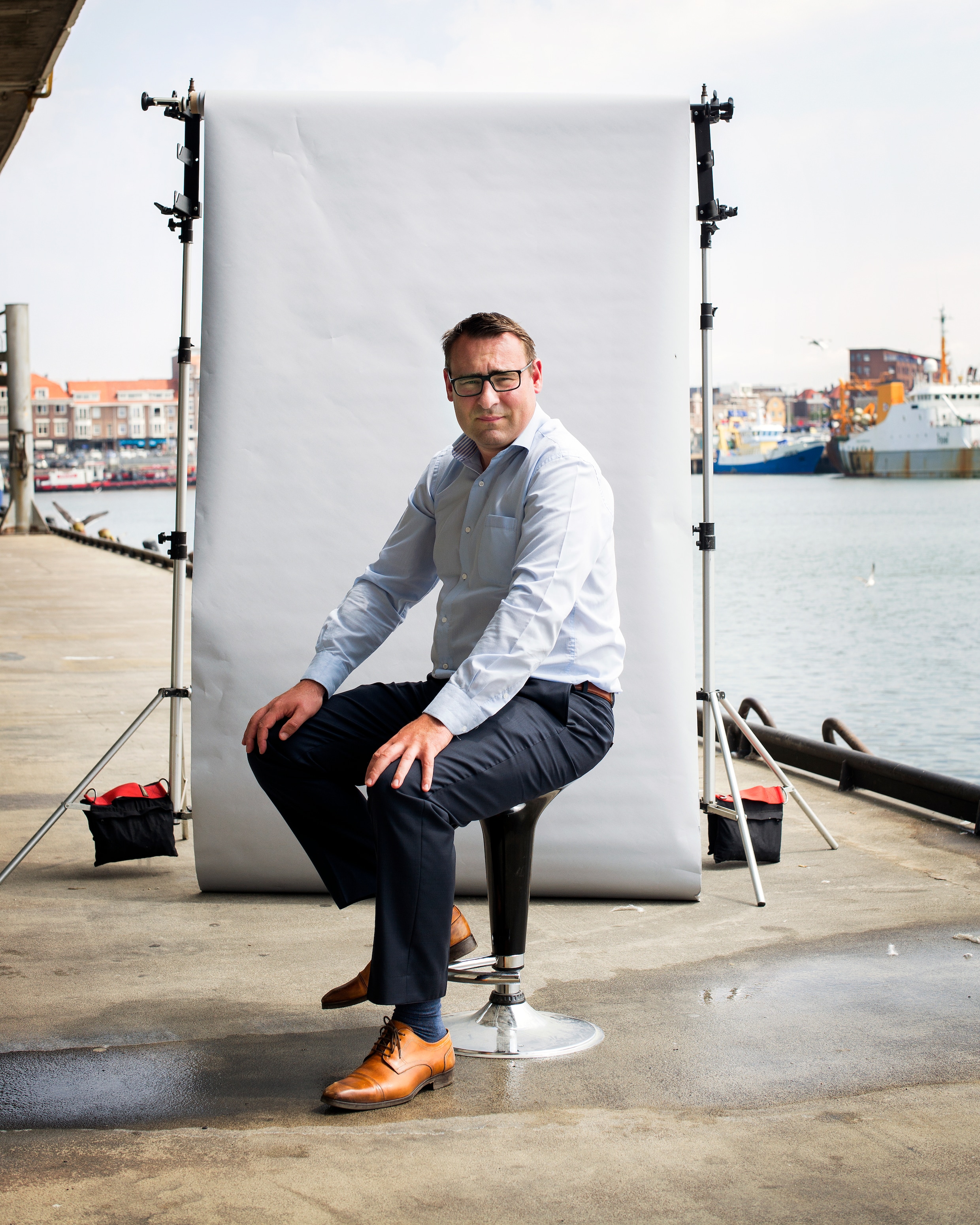 Richard de Mos en zijn advocaat Peter Plasman willen de Tweede Kamer in ...