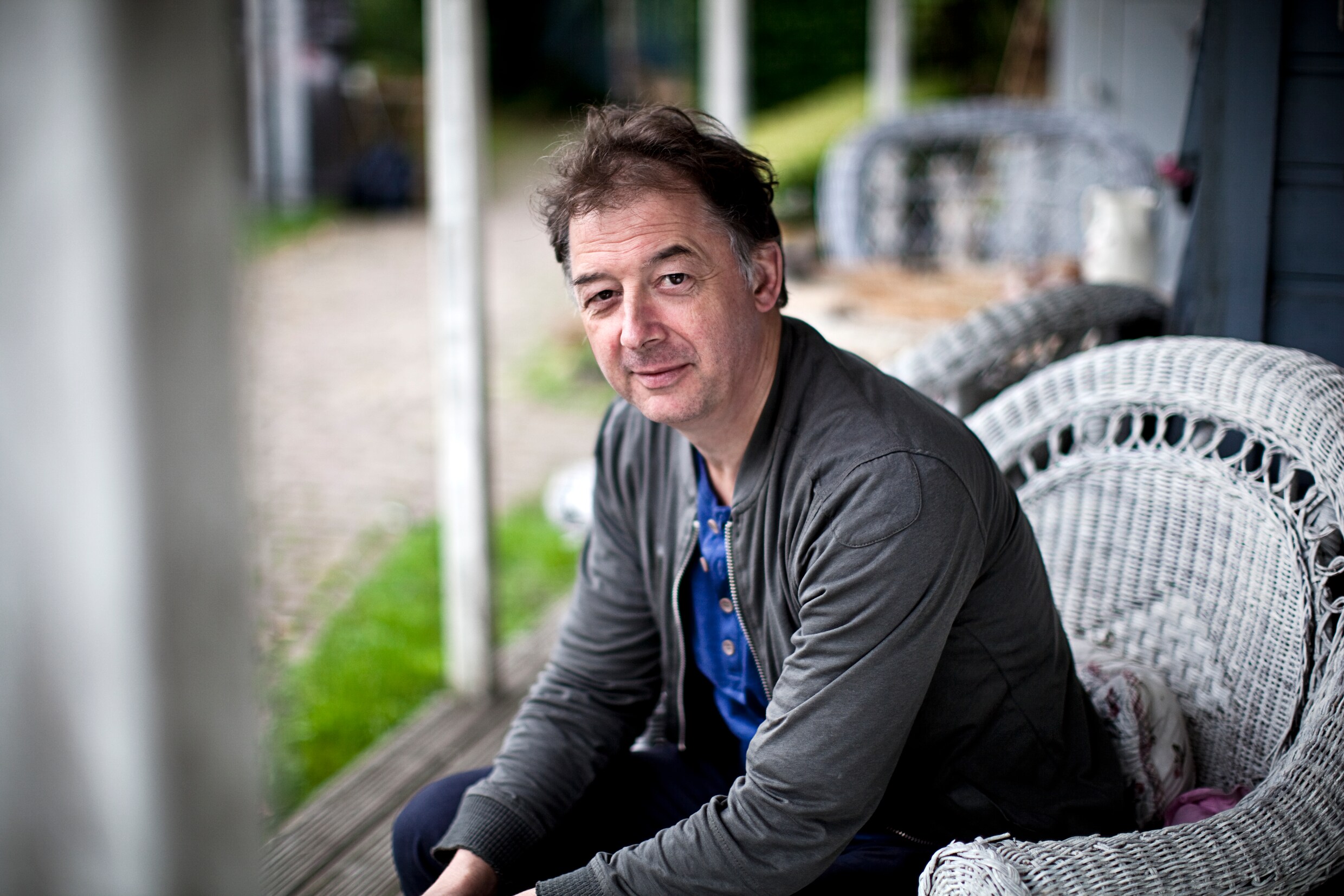 Culinair journalist Mac van Dinther onderscheiden met het Mes van ...