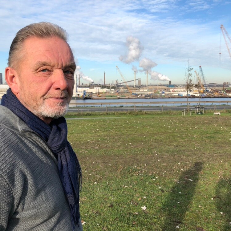 De portefeuillehouder Milieu in Velsen, de vieste gemeente van ...