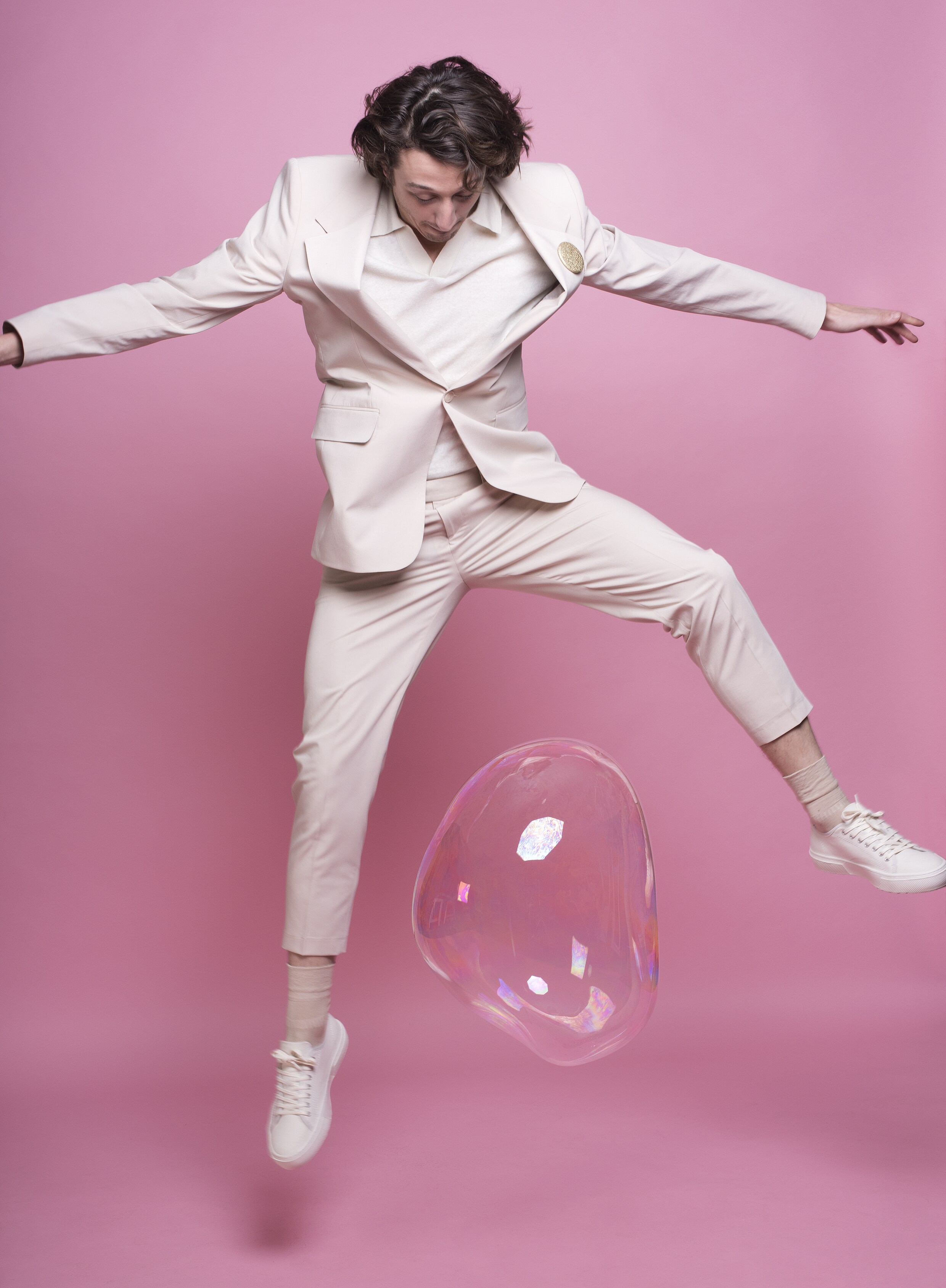 Minne Koole kan iets dat niet zo veel acteurs kunnen: zijn binnenwereld ...