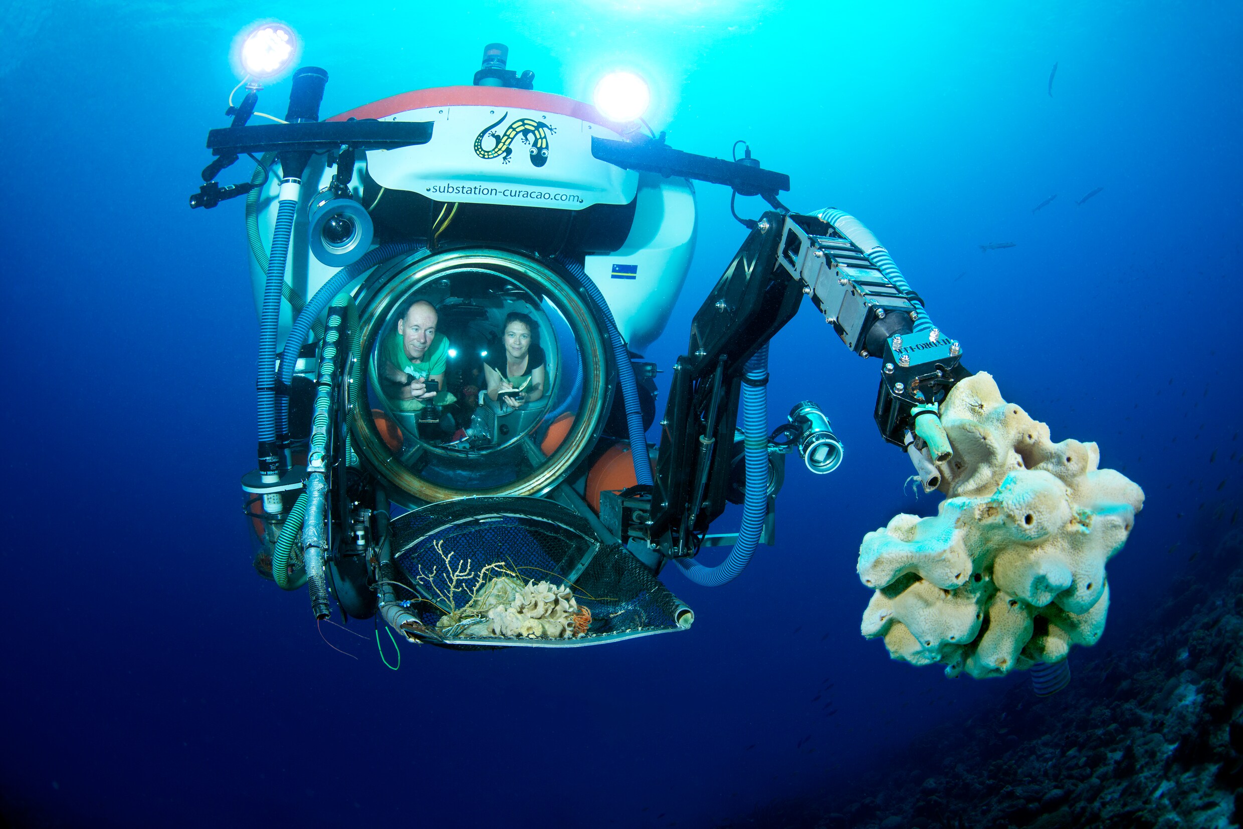 De menselijke invloed onder water: alsof er elke paar tellen een ...