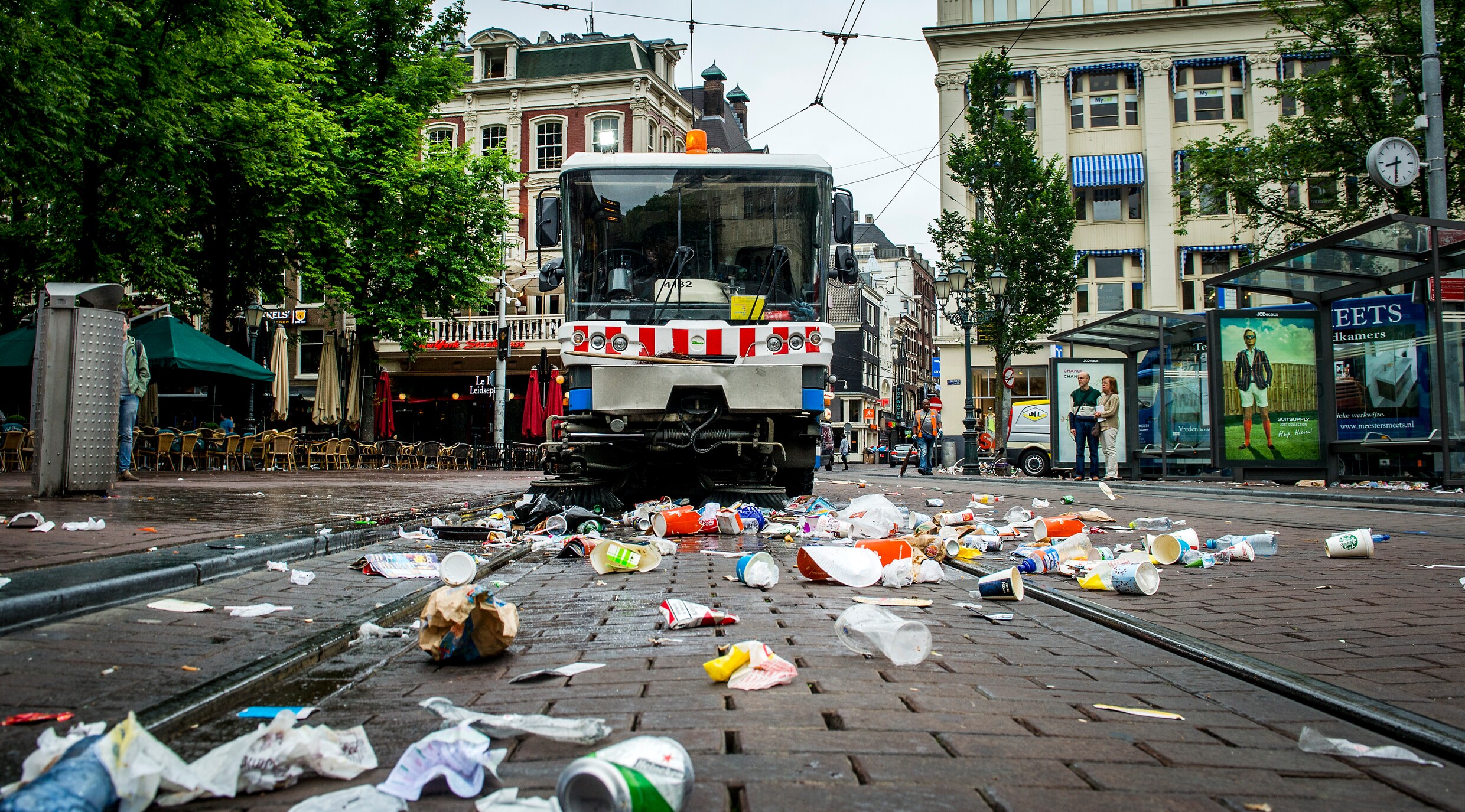 Dagboekfragment: Victoriaanse vuilnisvrouwen staan hun mannetje | de ...