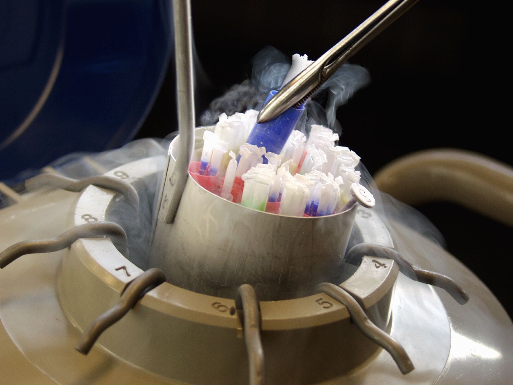 Spermadonoren van voor 2004 kunnen terugkomen op besluit en alsnog ...