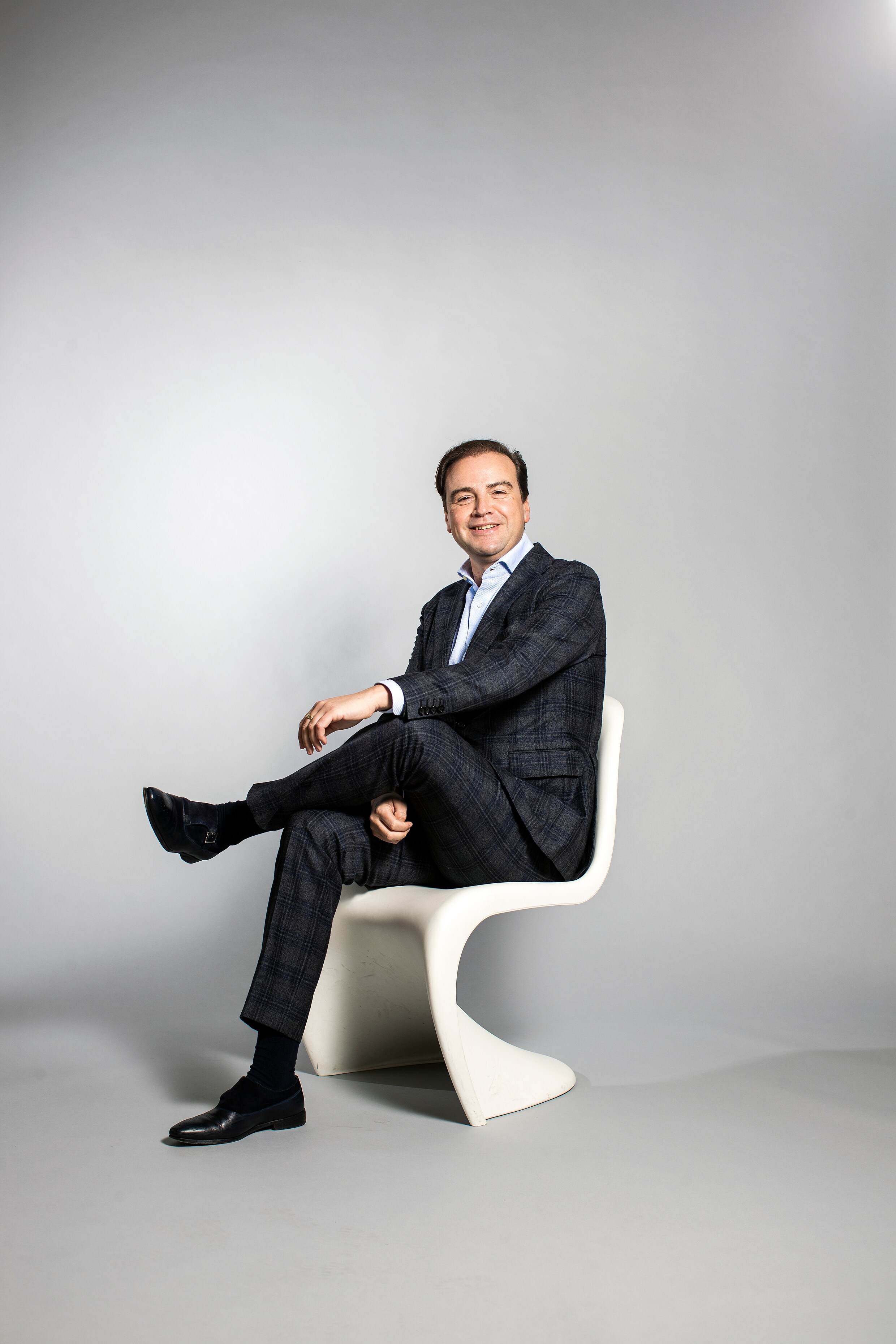 Opvang in de regio: cruciaal of onmenselijk? VVD-politcus Malik Azmani ...