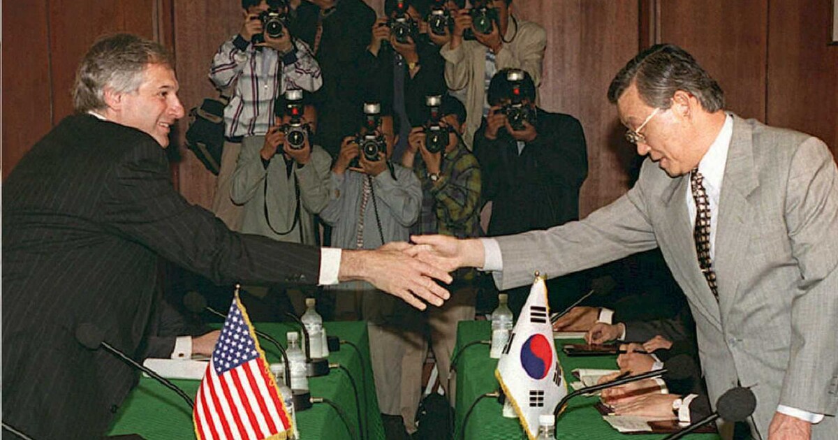 ‘Ik gaf de Noord-Koreaanse onderhandelaar een exemplaar van Gone with ...