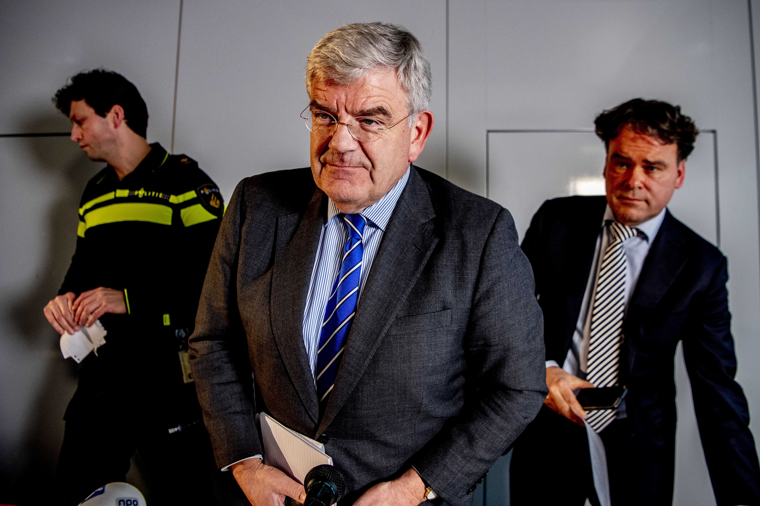 Bij een crisis komt de moderne overheid met updates: ‘De grootste fout ...