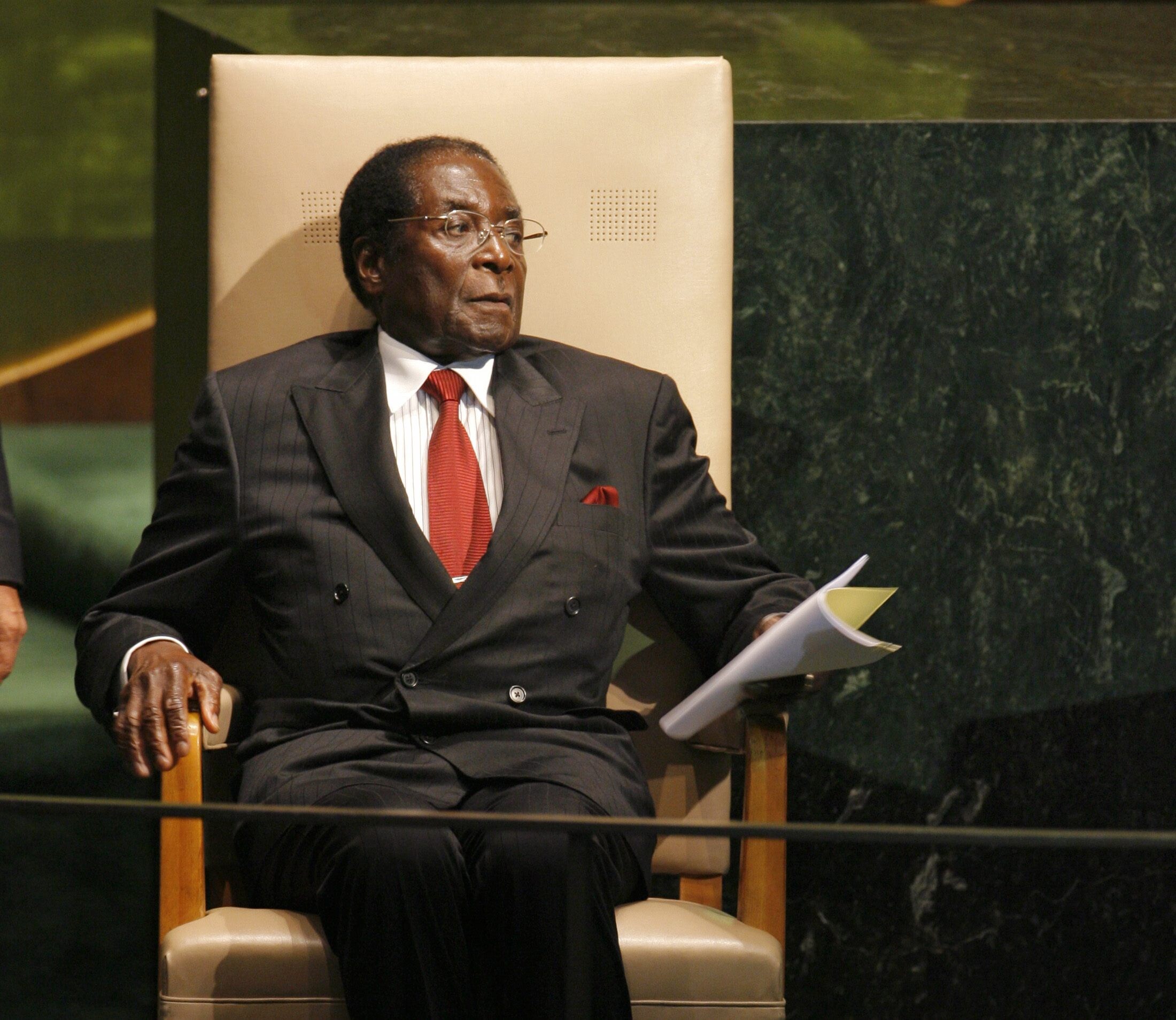 Ooit geliefd, later gehaat: de wereld van Robert Gabriel Mugabe in 12 ...