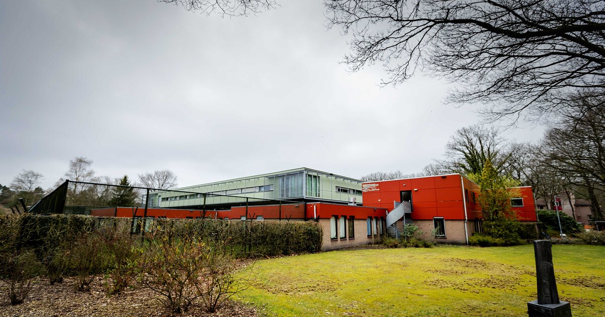 'Gevaarlijke’ patiënt ontsnapt uit forensische kliniek Den Dolder waar ...
