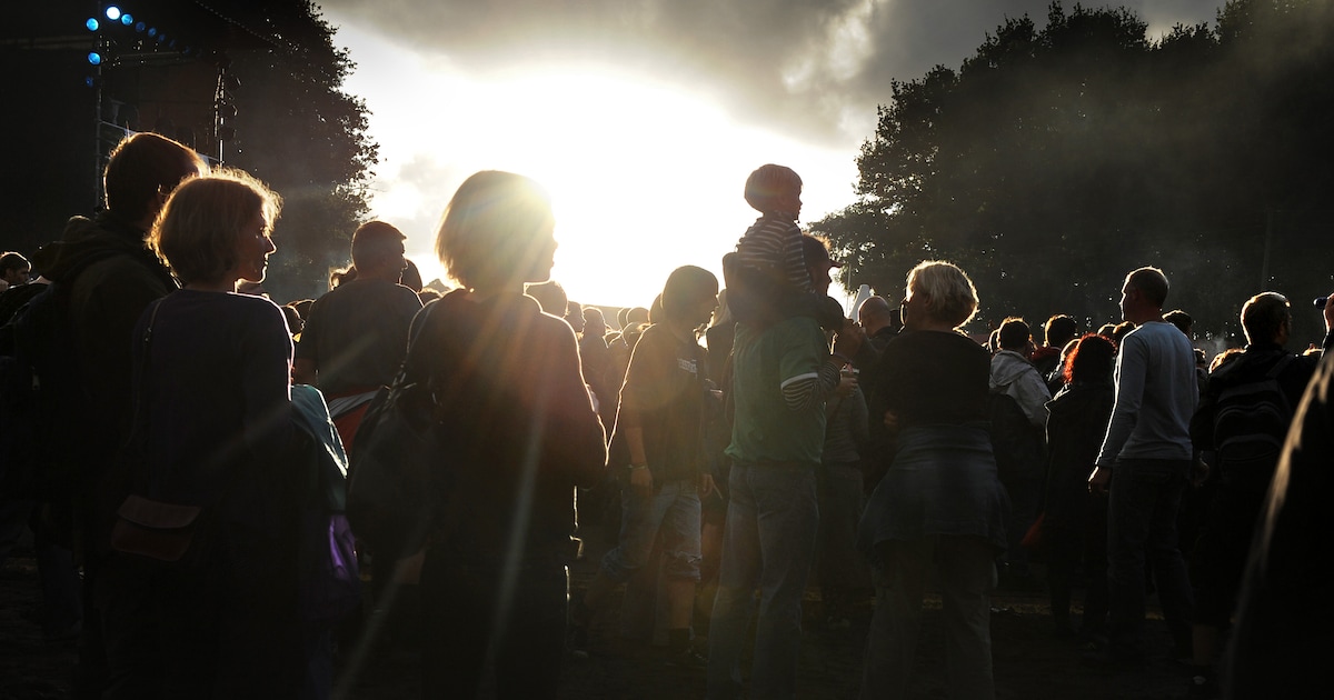 Wetenschappers: wereldbevolking krimpt eerder en sneller dan verwacht ...