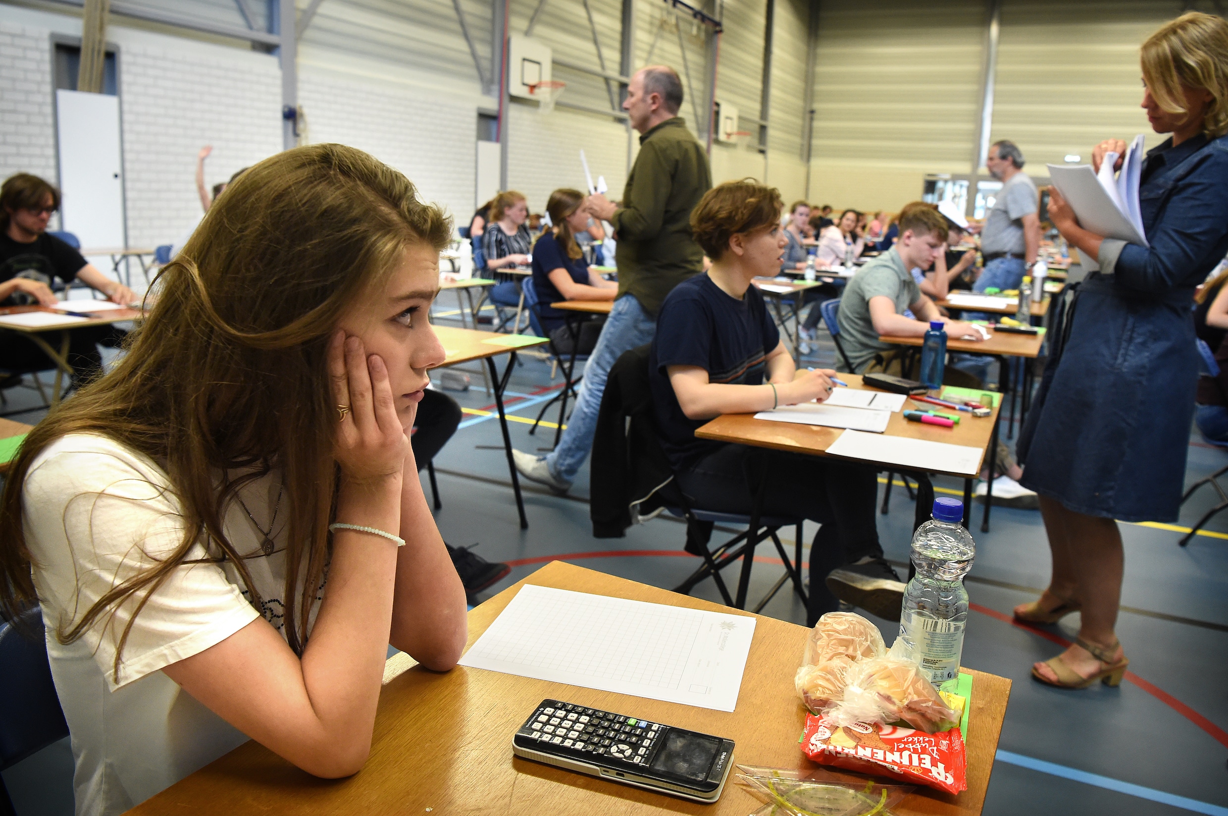 Ons onderwijs verwordt tot een selectie- en examenfabriek. Het verdient ...