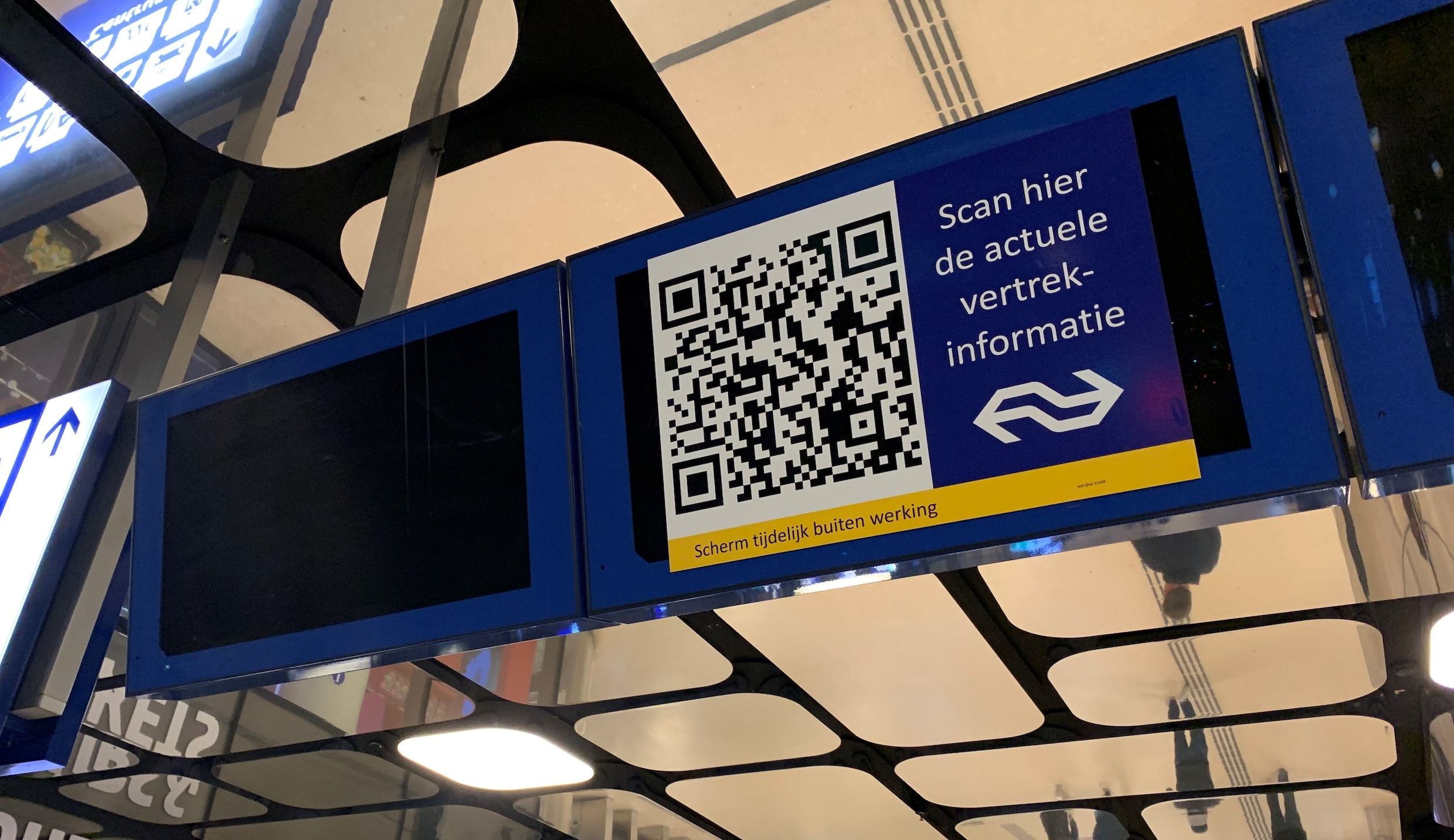 Haperende reisinformatie: NS zet QR-code in als noodverband | de Volkskrant