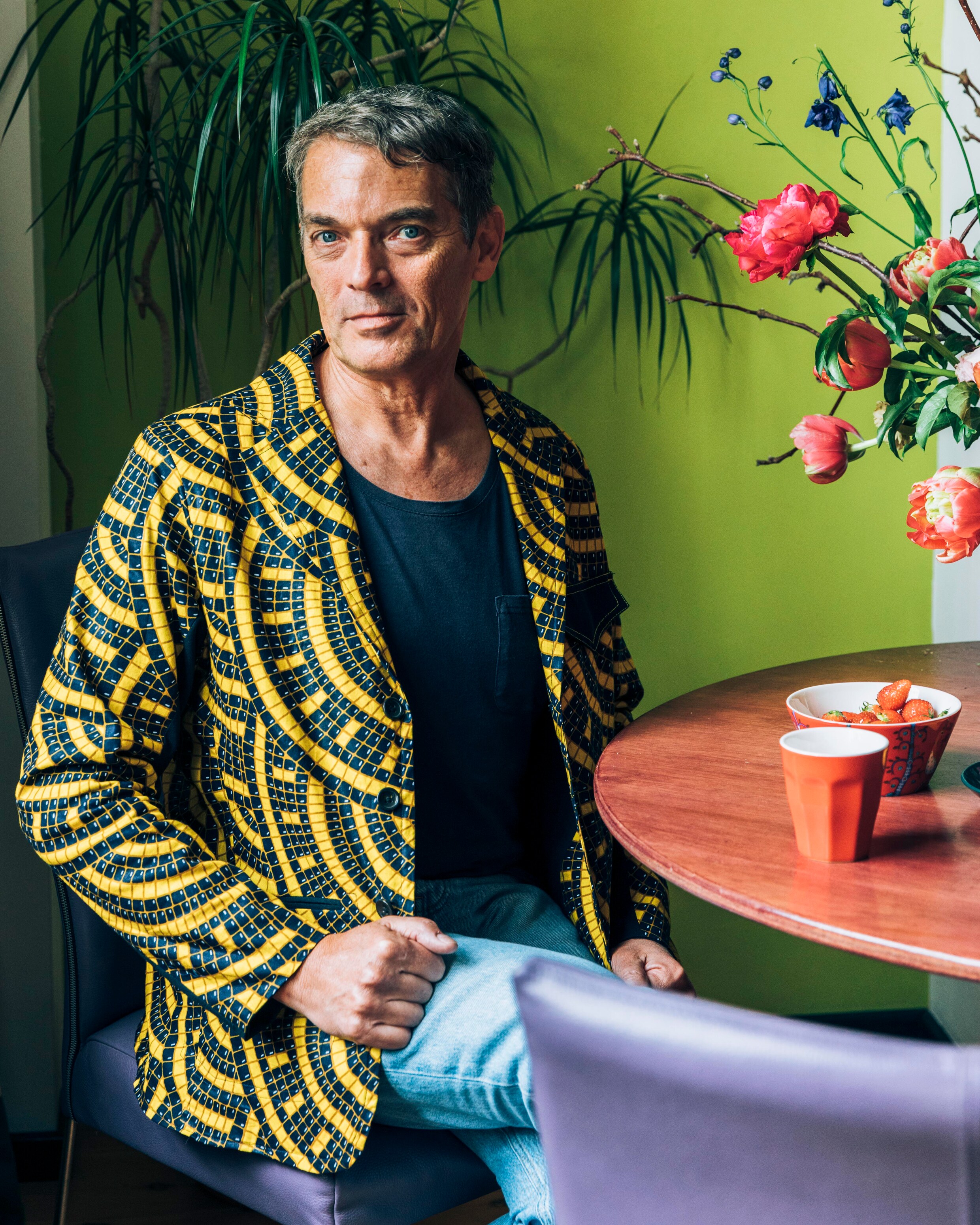 In Afrika probeert Feri de Geus seksueel geweld (en de positie van ...