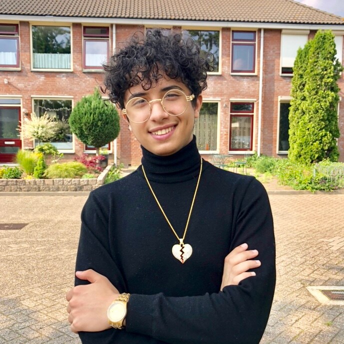 Hoe een 19-jarige vluchteling in Nederland een YouTube-ster werd in de ...