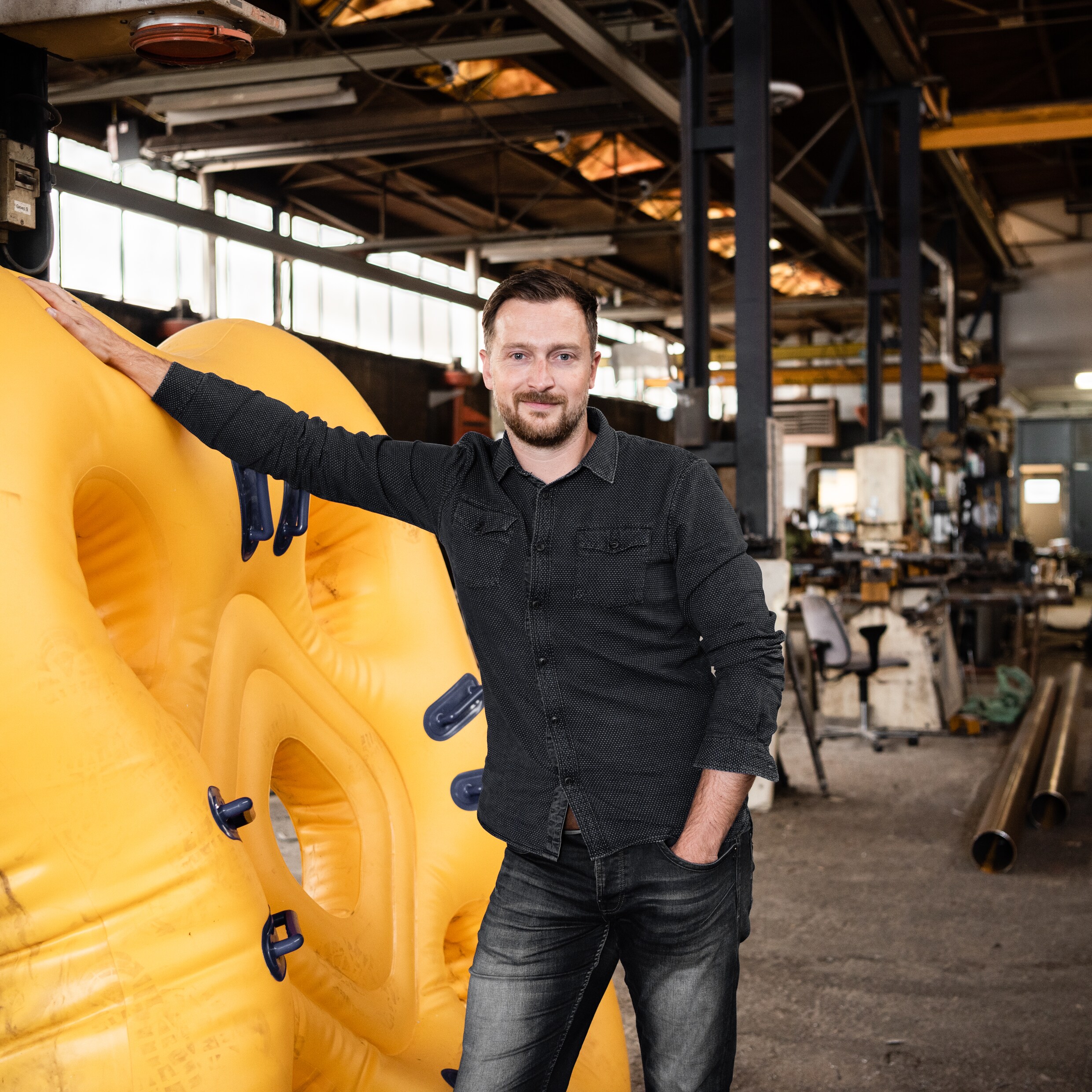 Van beton tot ledlampen met sensors: Van Egdom is altijd op zoek naar ...