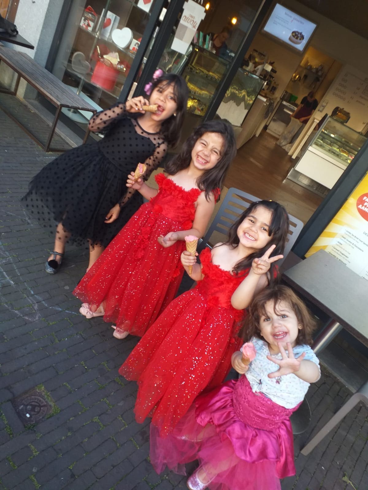 Haar ex-man ontvoerde hun vier kinderen naar Syrië: ‘Hij was als een ...