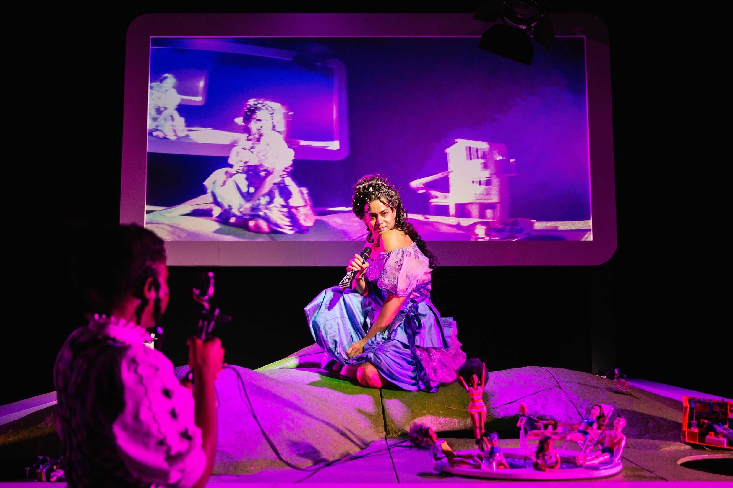 De grootste makke van Heidi Pippi Sissi Ronnie Barbie is de ...