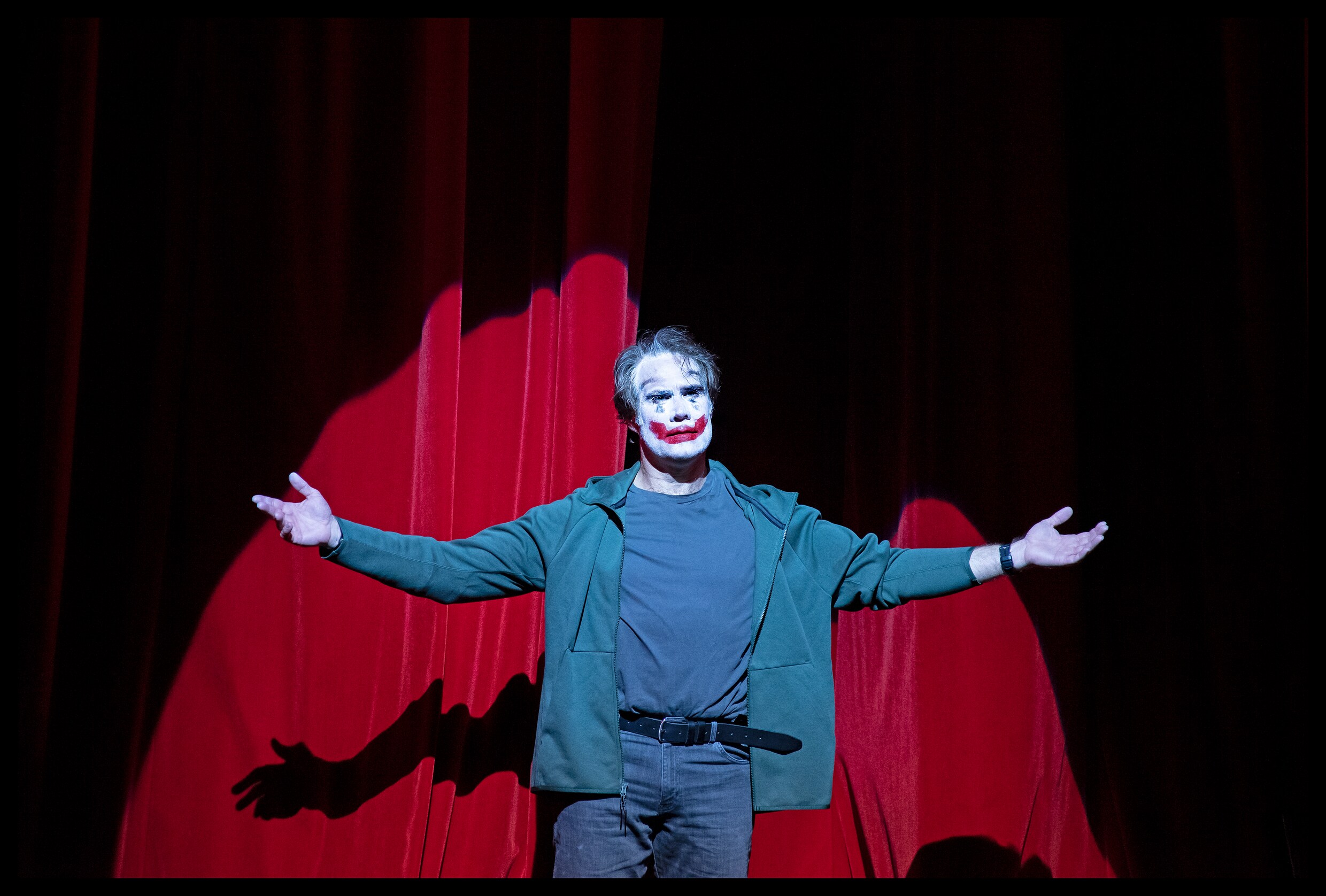 De Nationale Opera opent nieuw seizoen met krachtige en belangwekkende ...