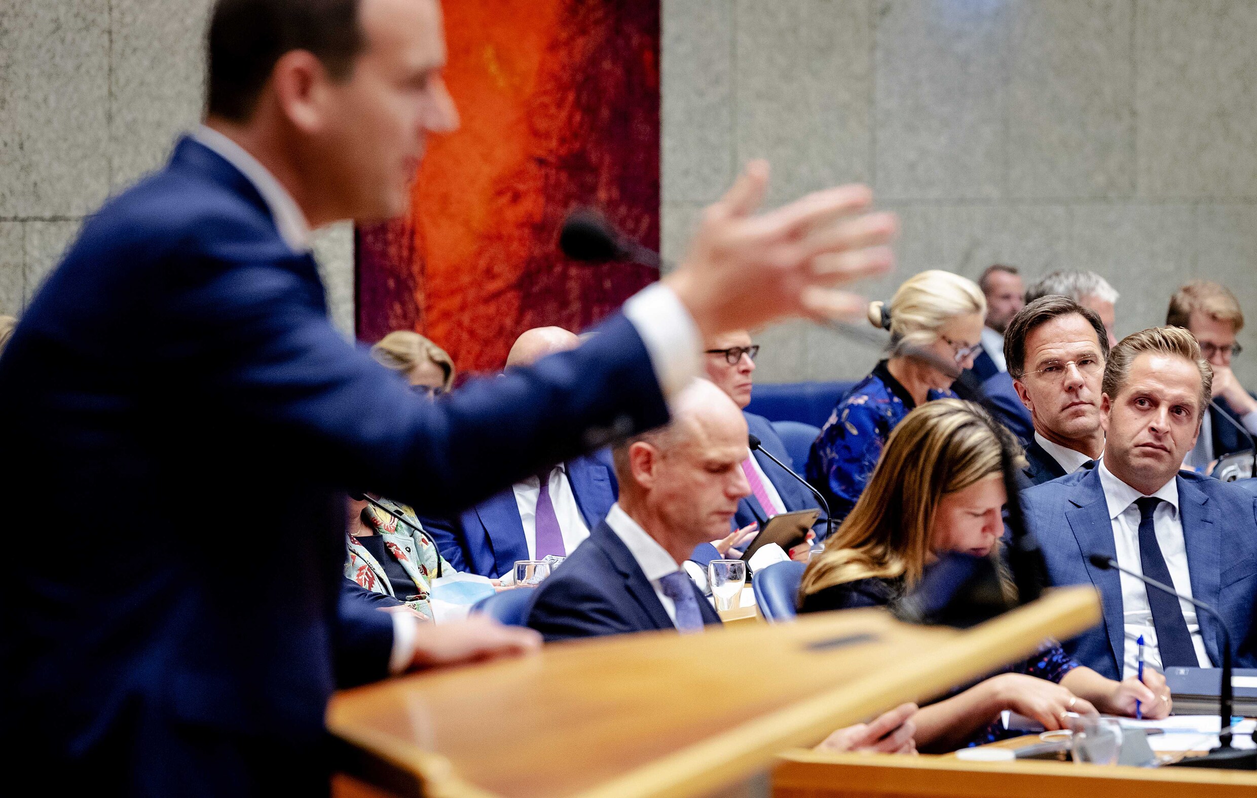 Hier let debatexpert Roderik van Grieken op tijdens de Algemene Beschouwingen | de Volkskrant