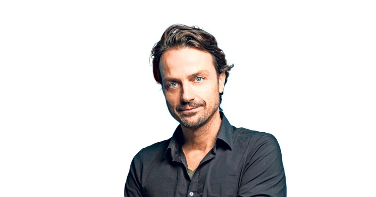 Dit is gewoon mijn werk. Flikker op met je ambtswoning! Groetjes ...