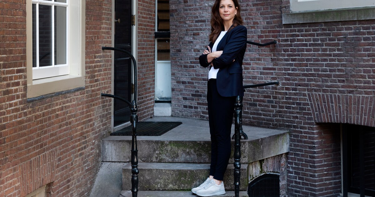 Museumdirecteur Schavemaker, die eerder de term ‘Gouden Eeuw’ schrapte ...