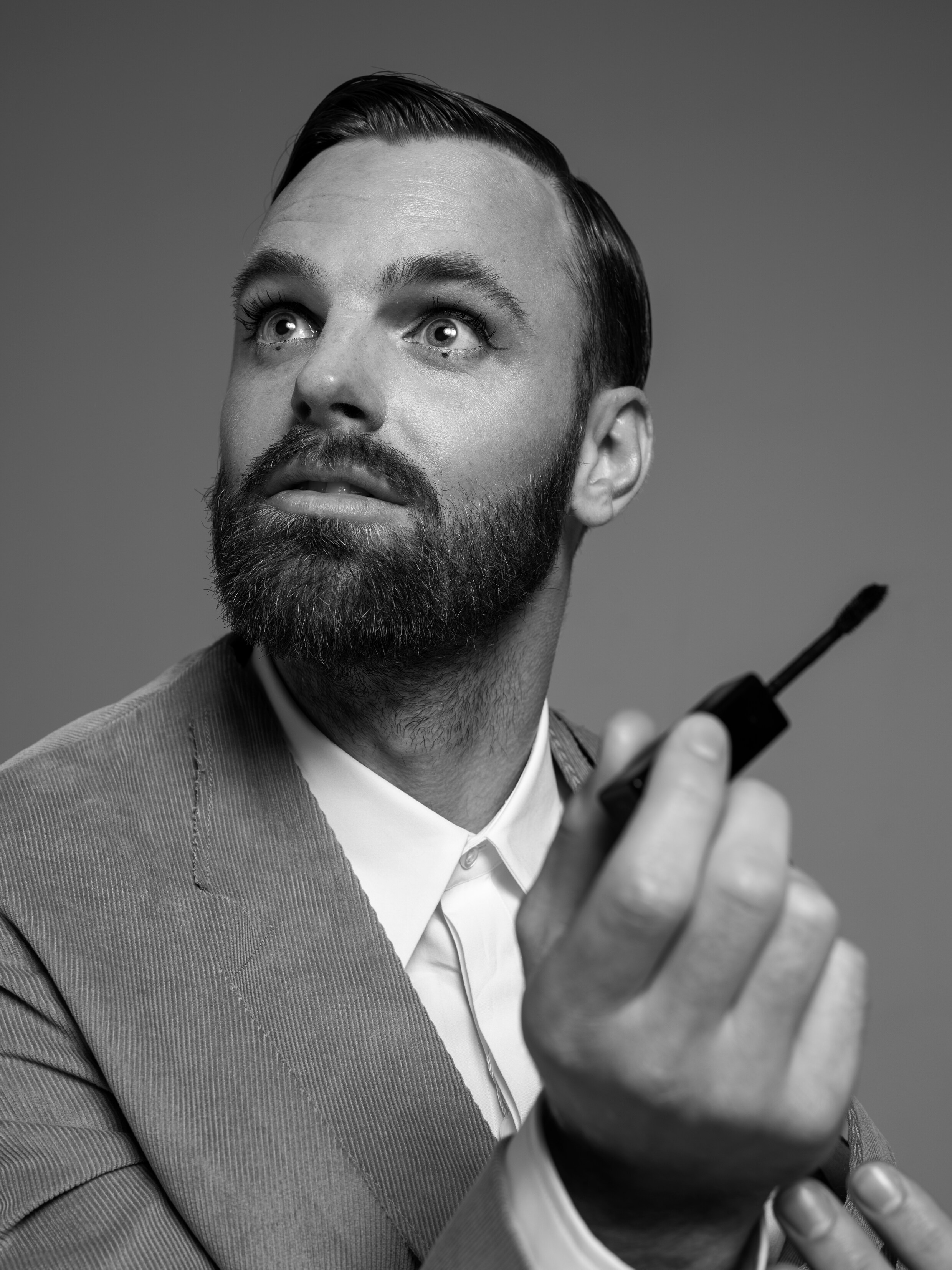 Volkskrant Ochtend: De Muur is nooit gevallen: oosten en westen groeien ...