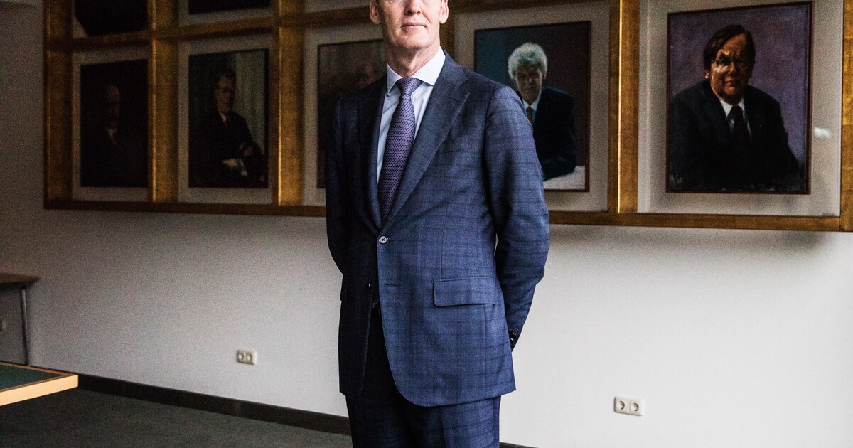 DNB-president Knot: lage rente is gevaar voor stabiliteit van ...