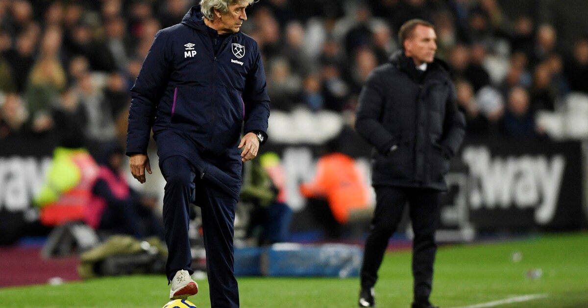 De Britse voetbalcoach is terug, en preekt modern voetbal | de Volkskrant