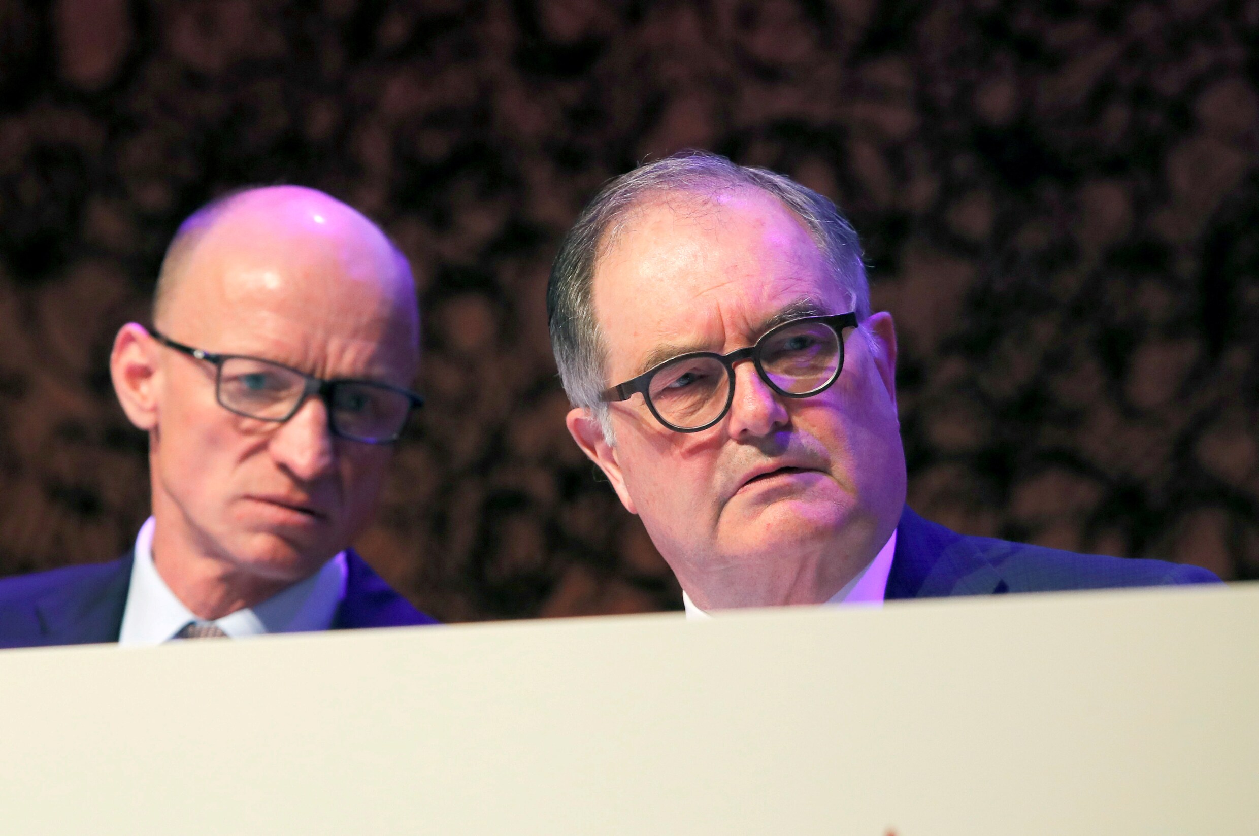 Nederlandse ceo’s ontslagen uit buitenlandse dienst | de Volkskrant
