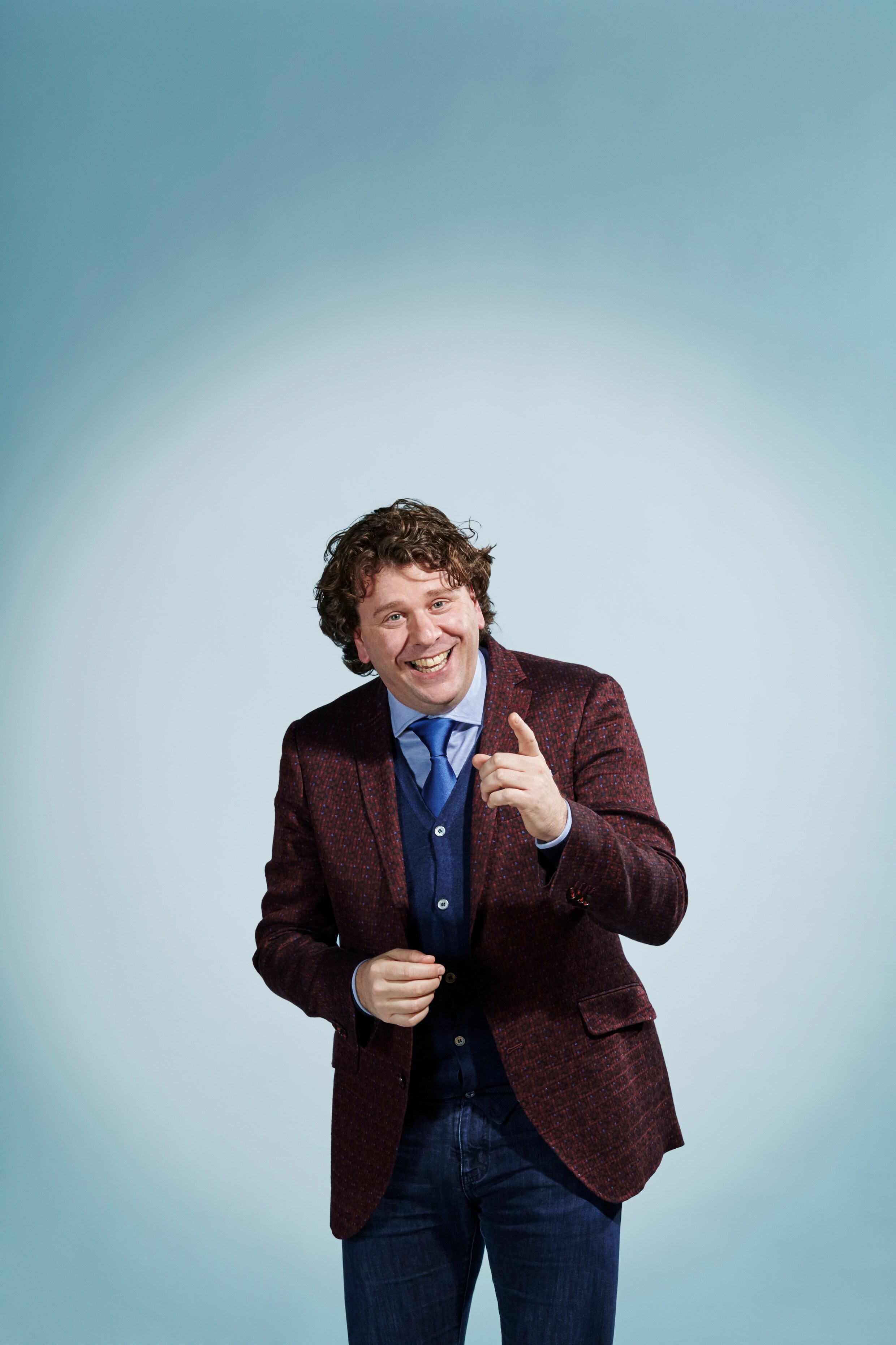 Dominic Seldis slaat een brug tussen kunst met een grote en een kleine ...