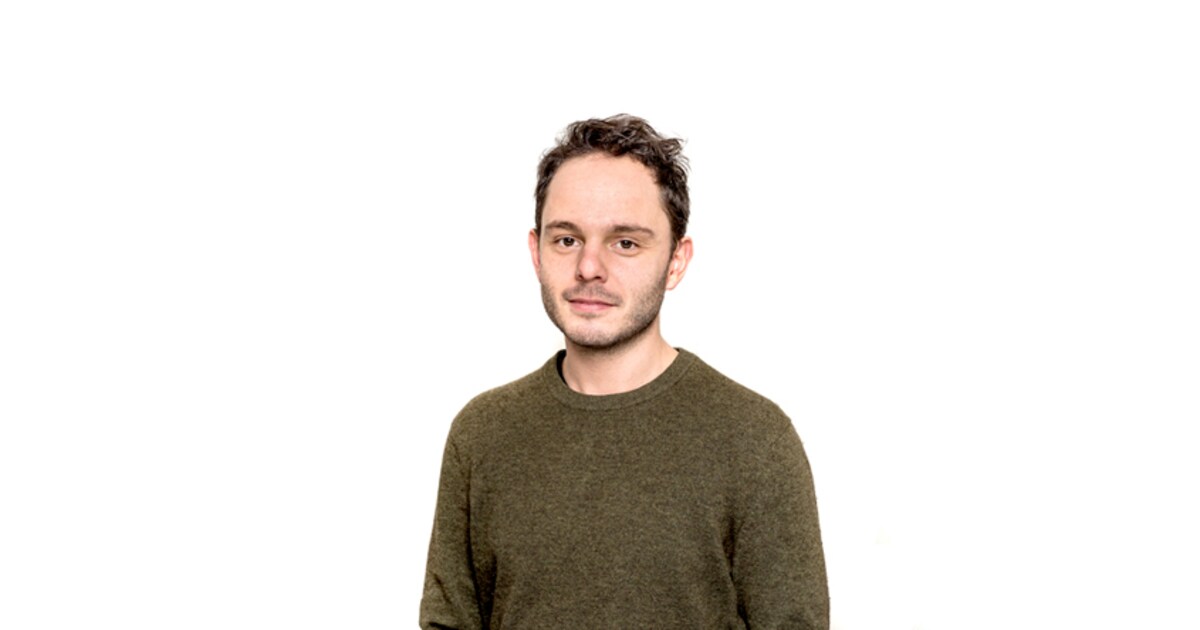 Waarom de Parijse kunstenaar John Hamon overal zijn eigen portret ...