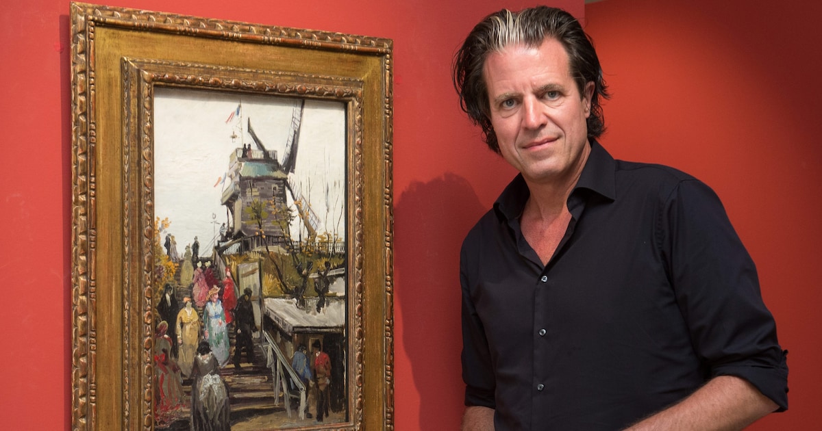 De goedlachse en vriendelijke museumdirecteur – die wordt gevreesd door ...