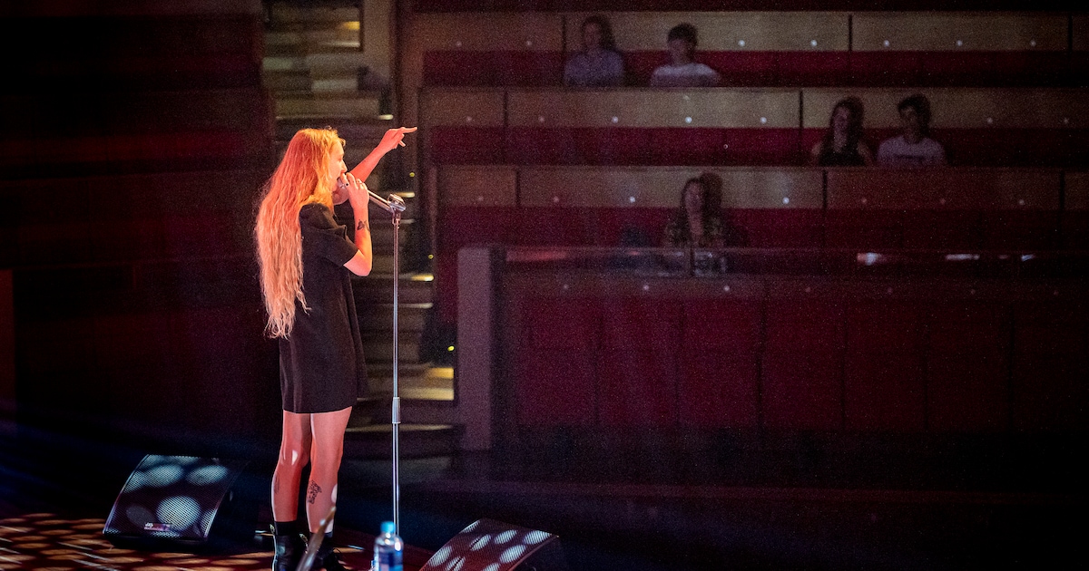 Rapper S10 geeft het eerste concert sinds crisis in TivoliVredenburg ...