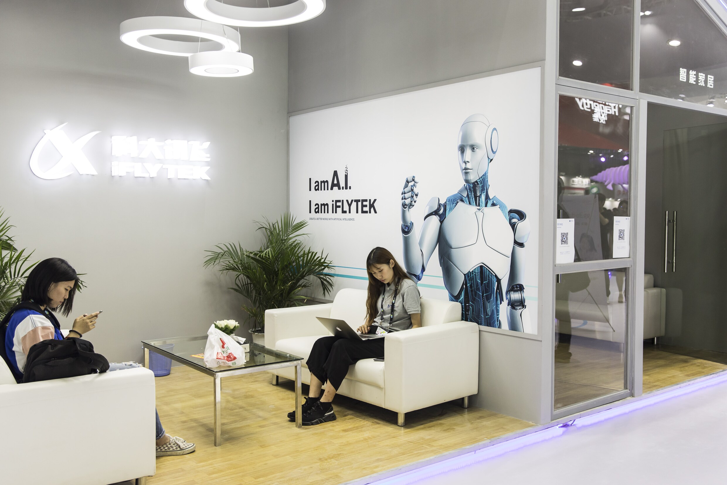 Controversieel Chinees techbedrijf iFlyTek komt op de Nederlandse markt ...