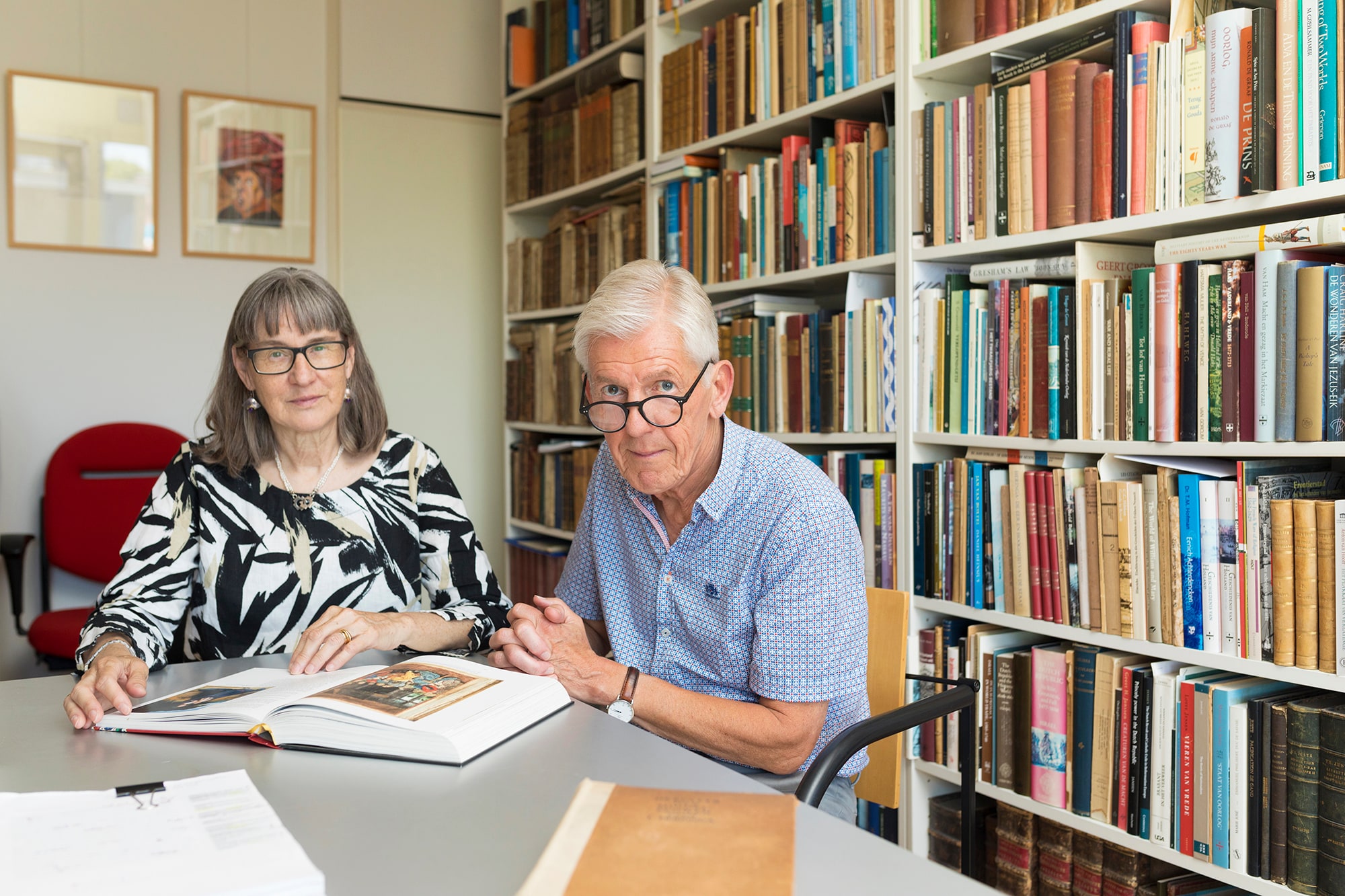 Eindelijk is er een Engelse vertaling van Huizinga’s boek van ...