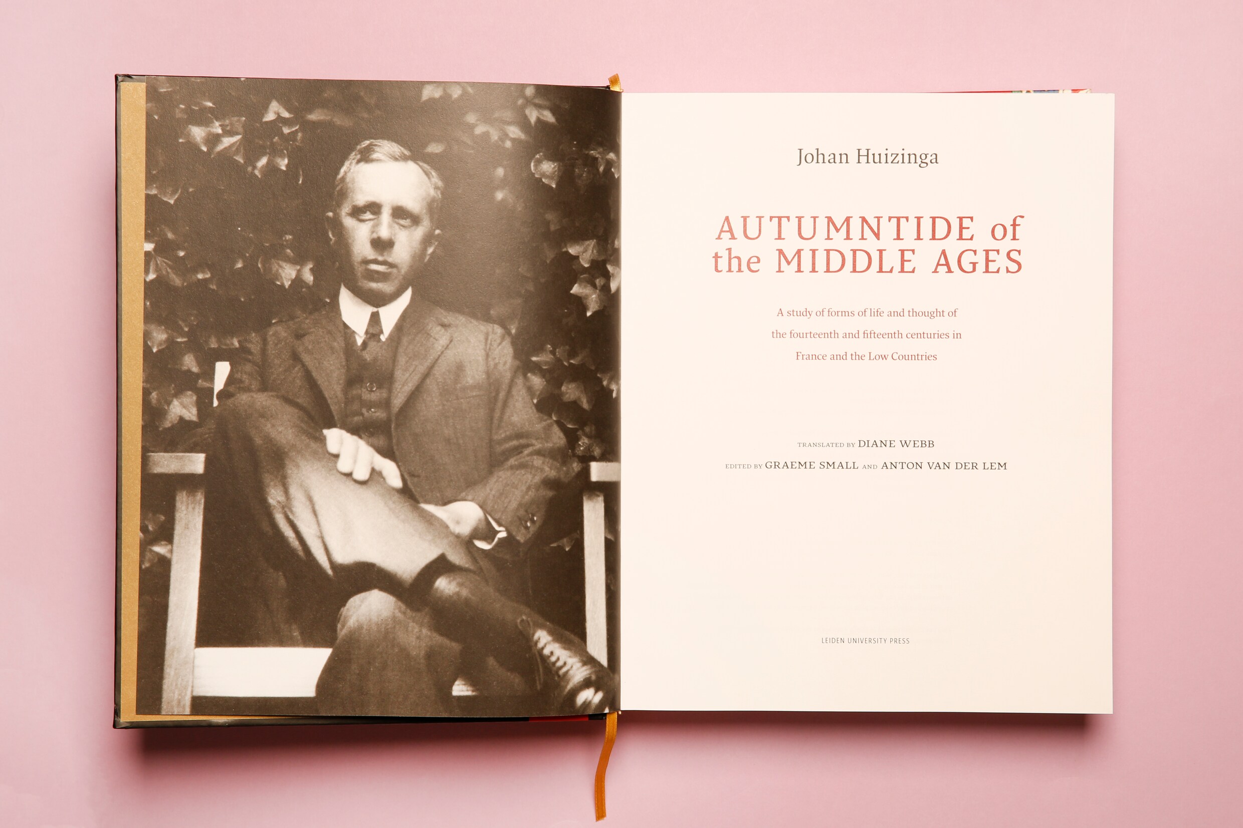 Eindelijk is er een Engelse vertaling van Huizinga’s boek van ...