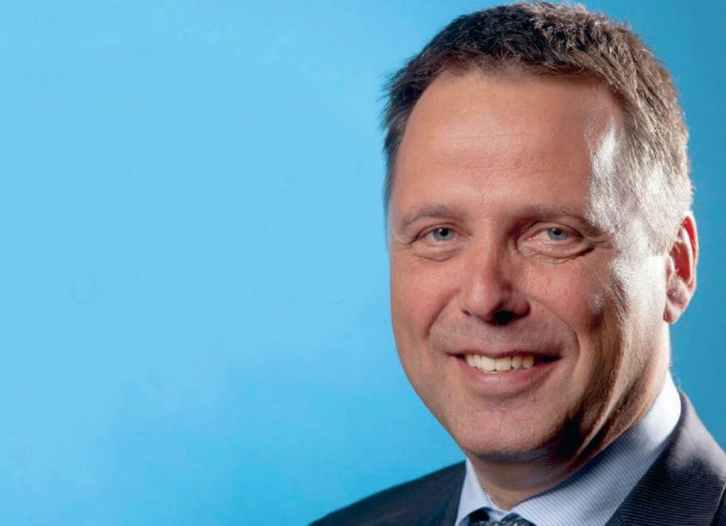 Alfen in het centrum, Shell aan de rand van de energietransitie | de ...