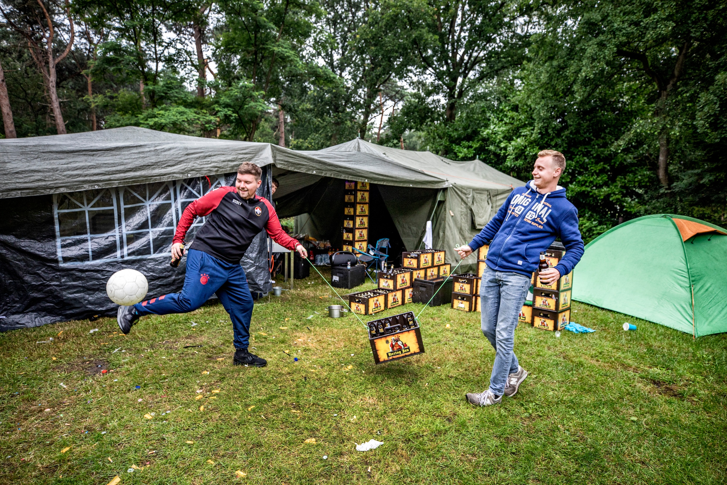 Op jongerencamping Dennenoord staan zelfs 50-plussers. ‘We houden wel ...