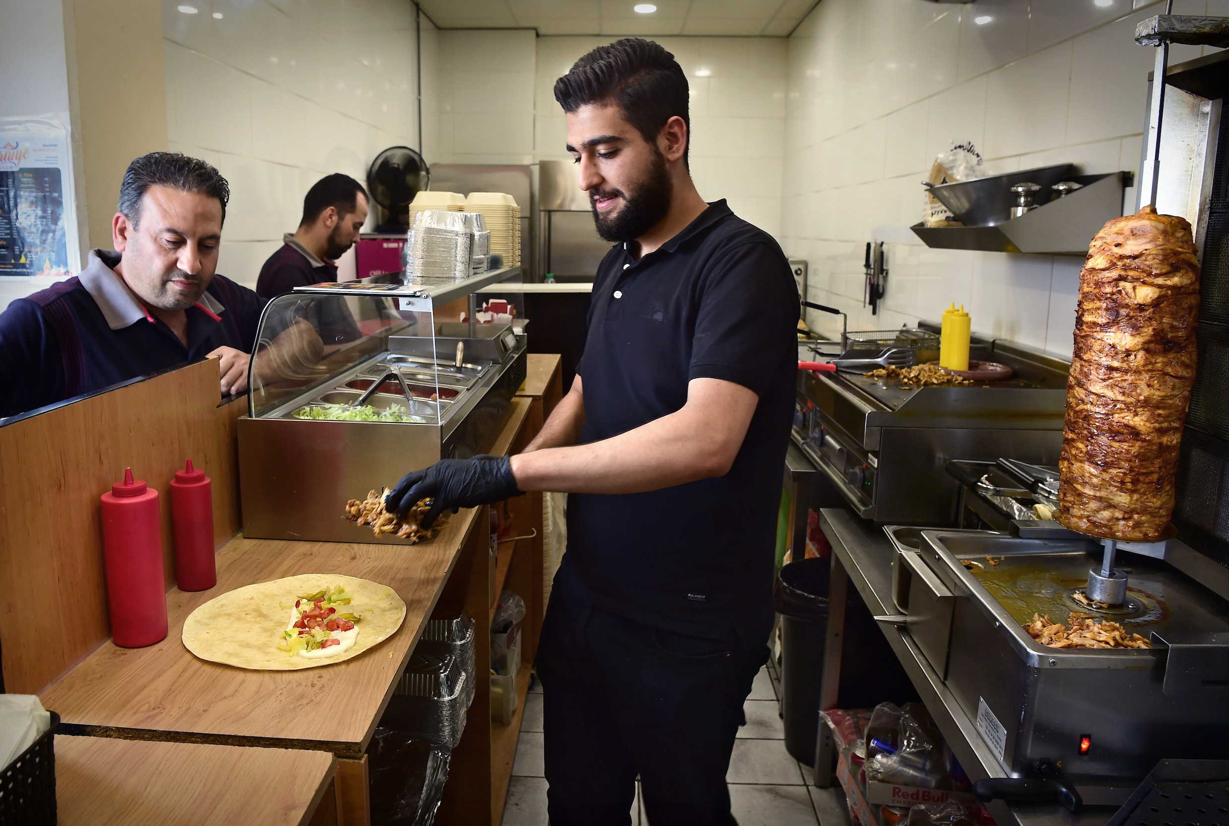 Syrische Nederlanders raken steeds meer geworteld in Nederland, maar er ...