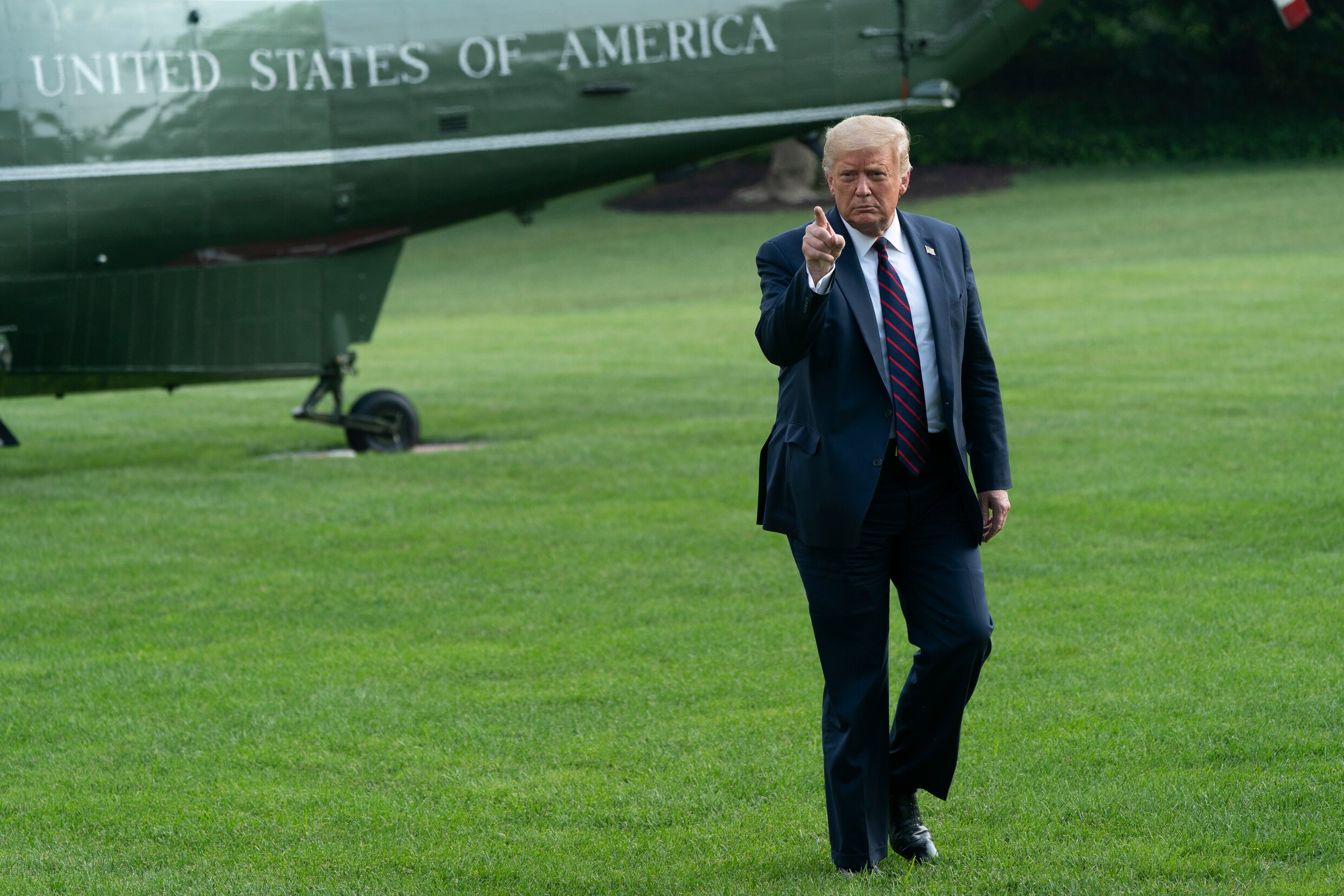 Trump retweet video van arts met bizarre ideeën, video is inmiddels ...