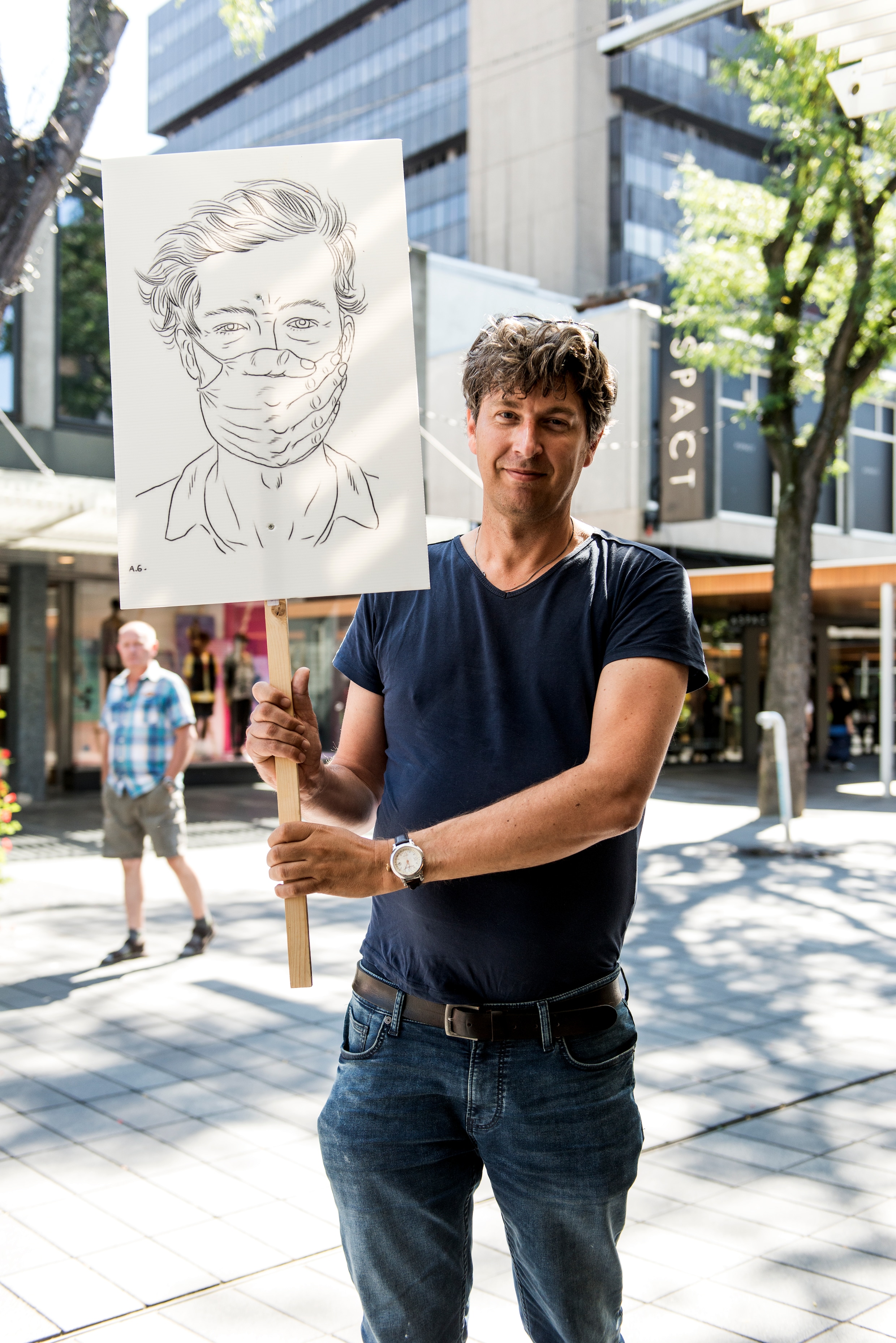 Kapjesplicht Rotterdam: twijfel, tevredenheid, argwaan en verzet | de ...