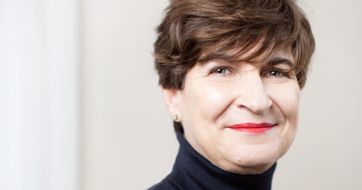 Lilianne Ploumen: onverschrokken politiek activist neemt PvdA bij de ...