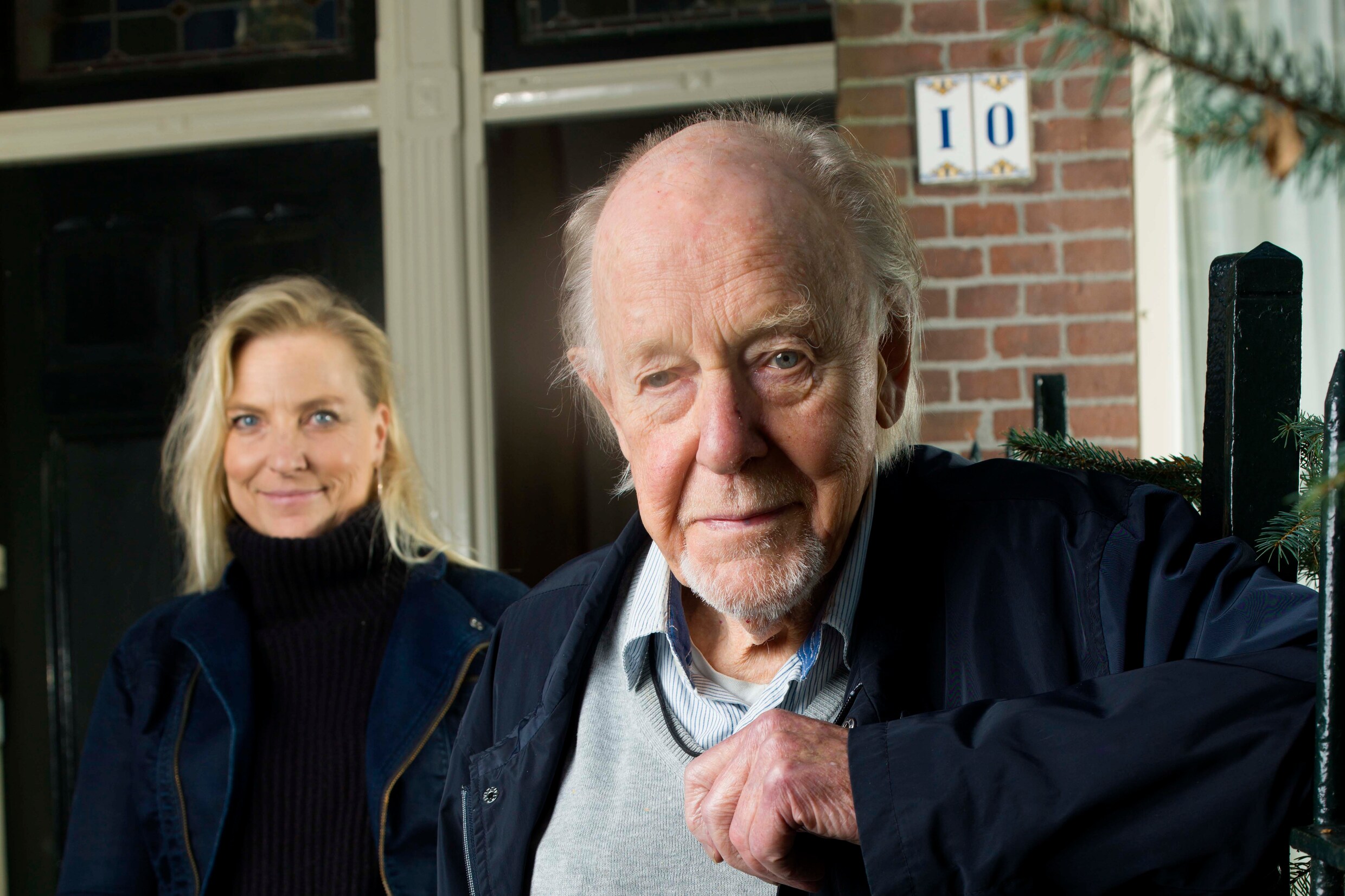 Een foto van hem, een tekst van haar: Eddy en Eva Posthuma de Boer over ...