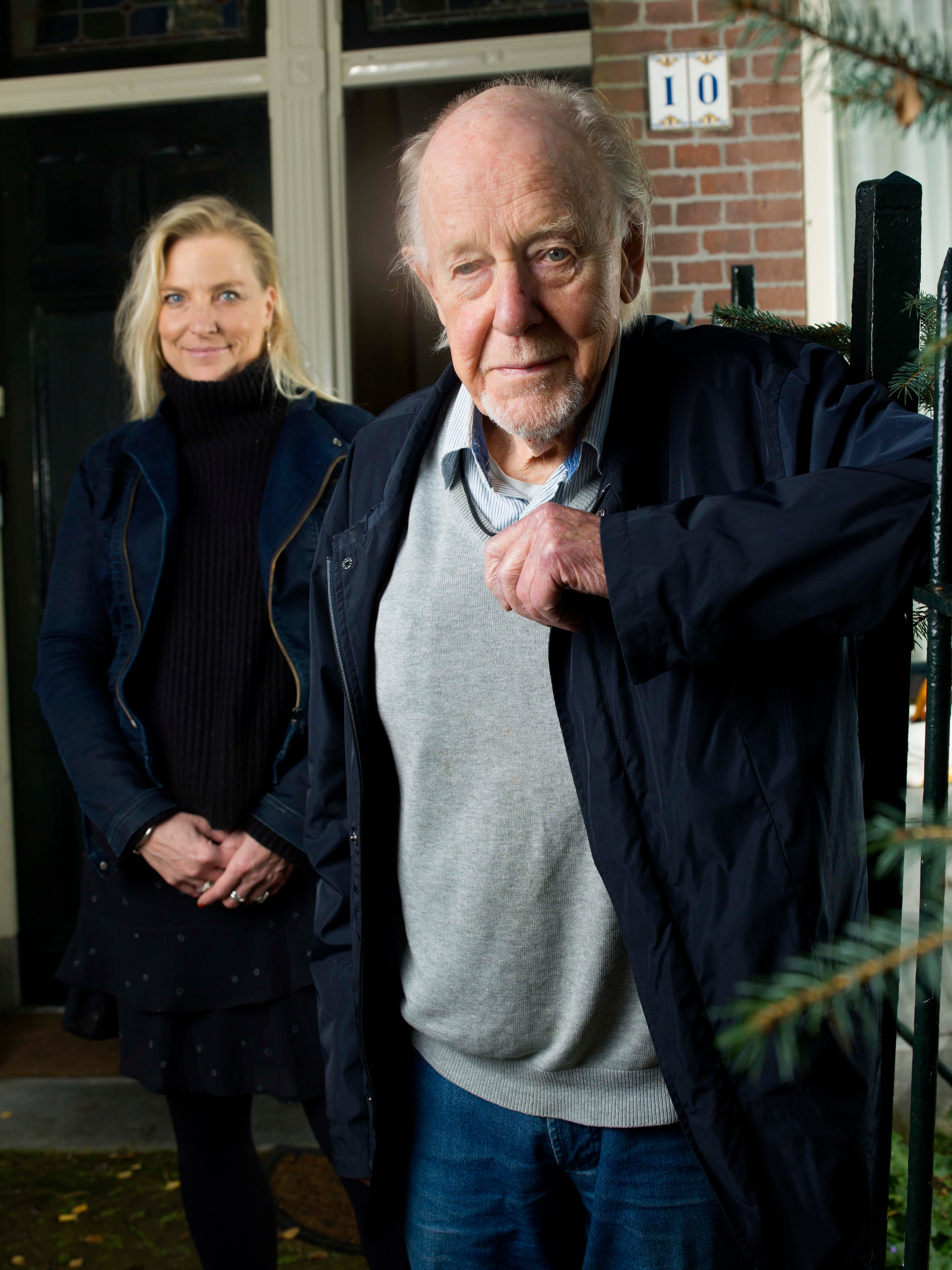 Een foto van hem, een tekst van haar: Eddy en Eva Posthuma de Boer over ...