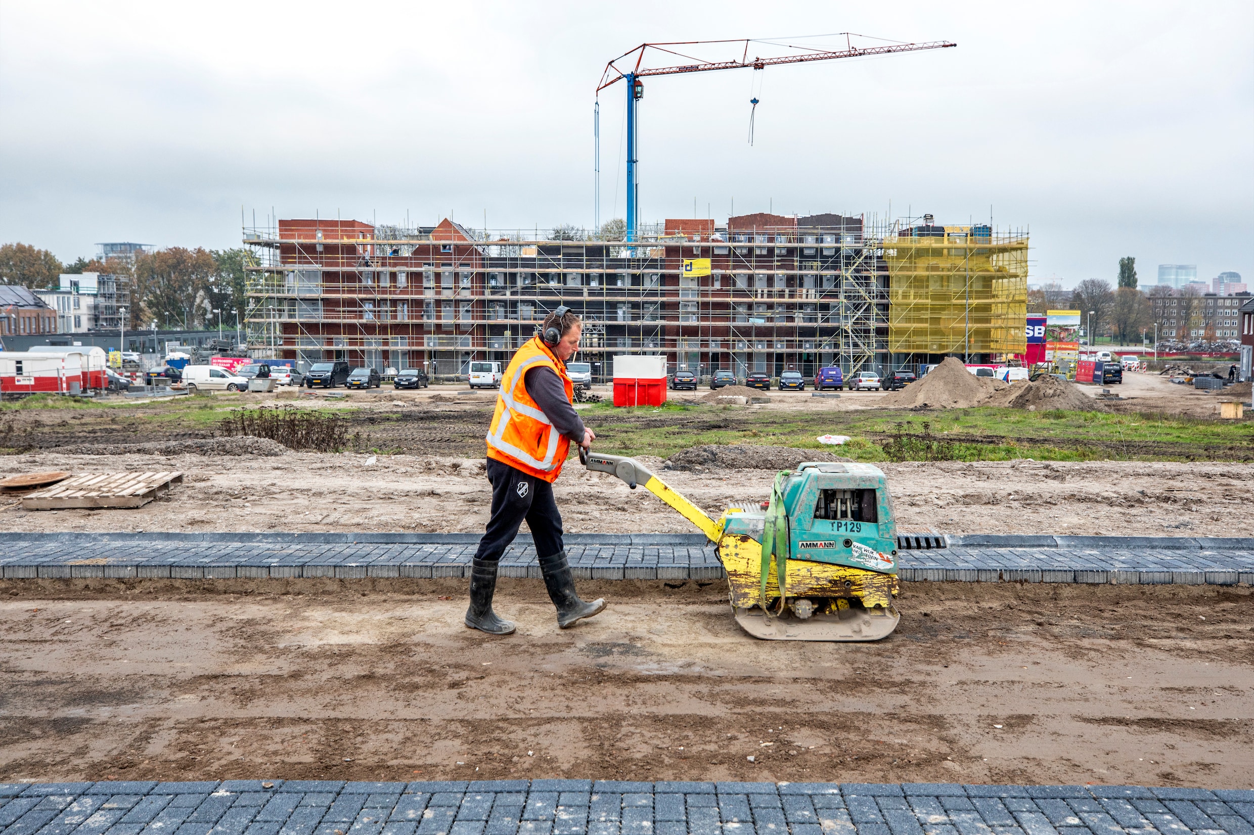 Twijfels over offensief woonminister Keijzer: ‘Snoeien in regels zal ...