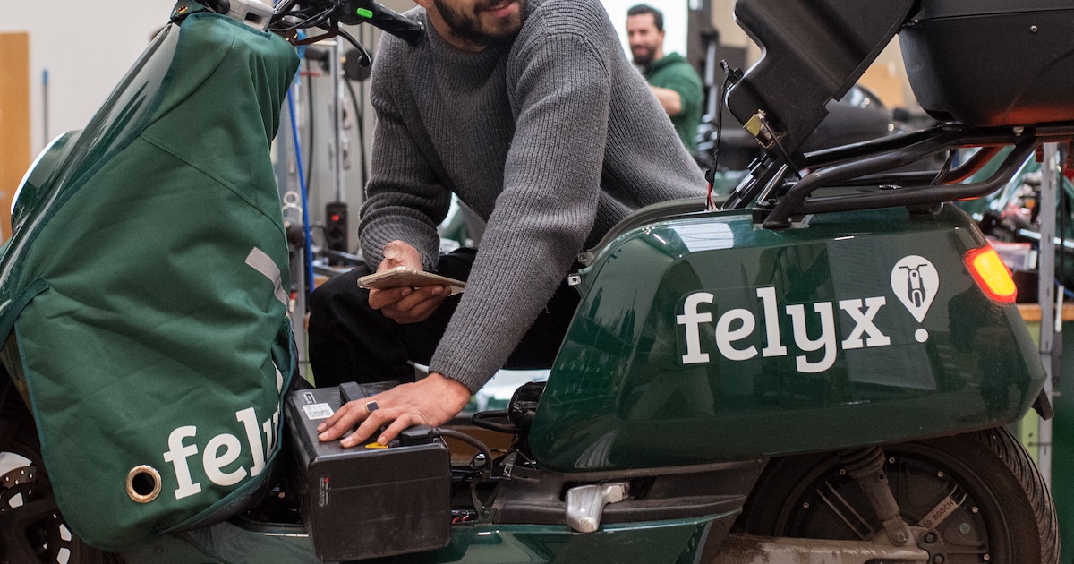 Noodlijdende deelscooterbedrijf Felyx in Spaanse handen, bedrijf blijft actief in 19 Nederlandse ...