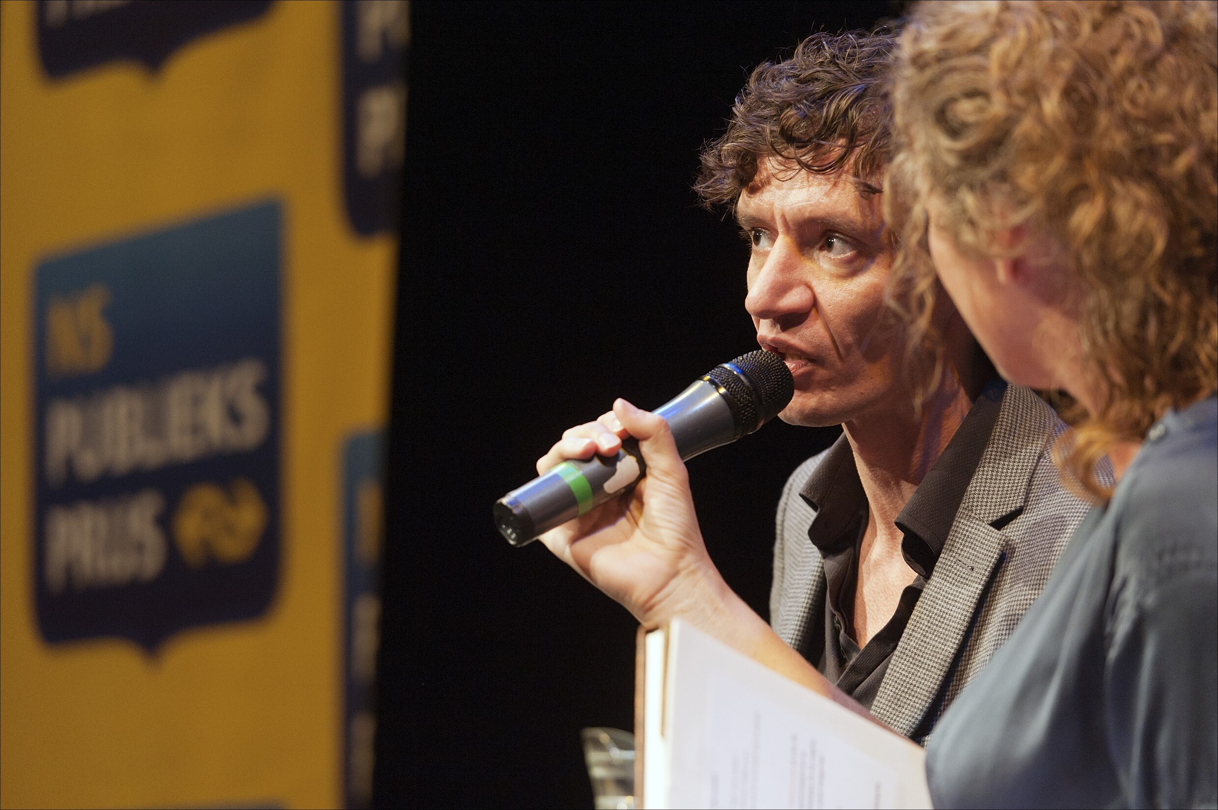 'Bonita Avenue staat bol van de onzorgvuldigheden' | de Volkskrant