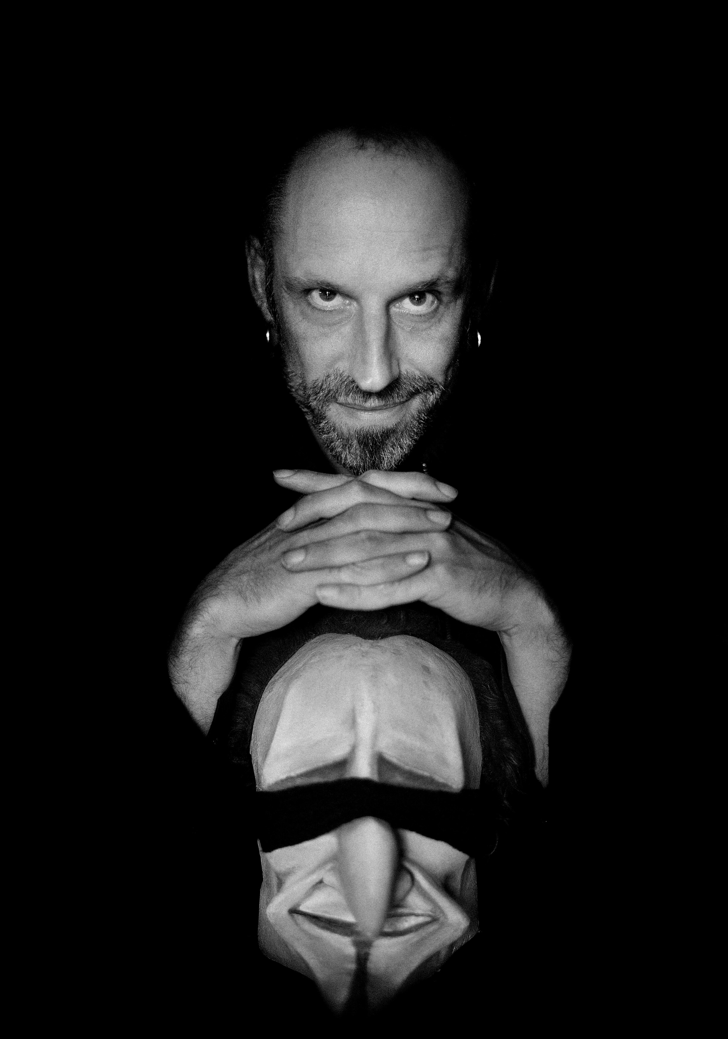 Multimediakunstenaar Rosto deed niet aan bestaande formules, maar ...